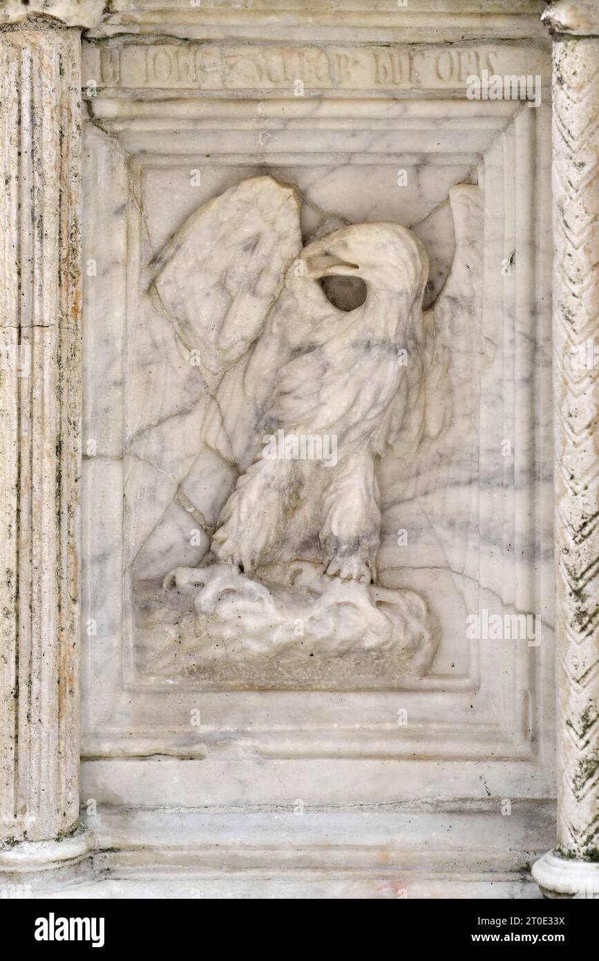 Aquila iv hi-res stock photography and images - Alamy