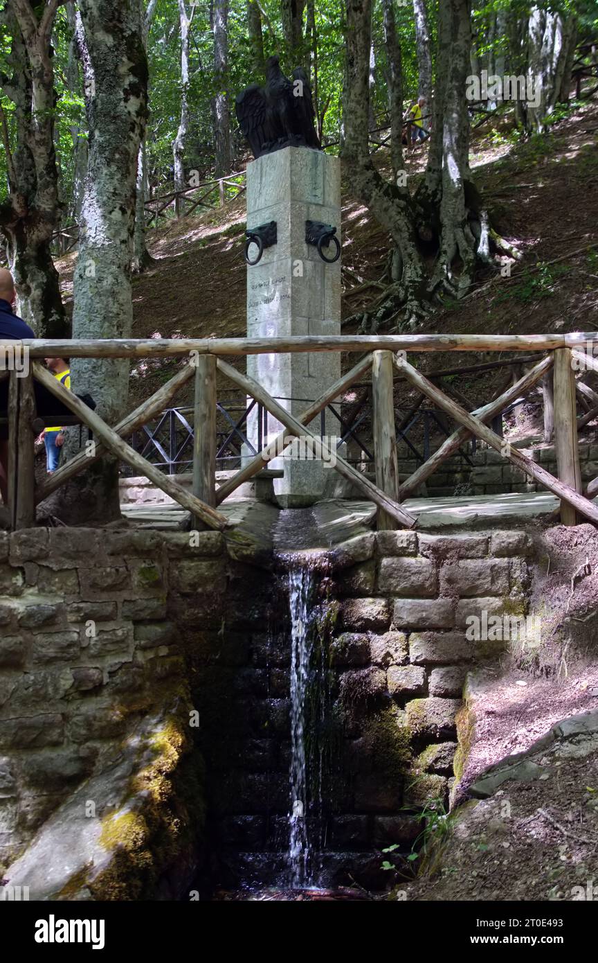 Sorgente hi-res stock photography and images - Alamy