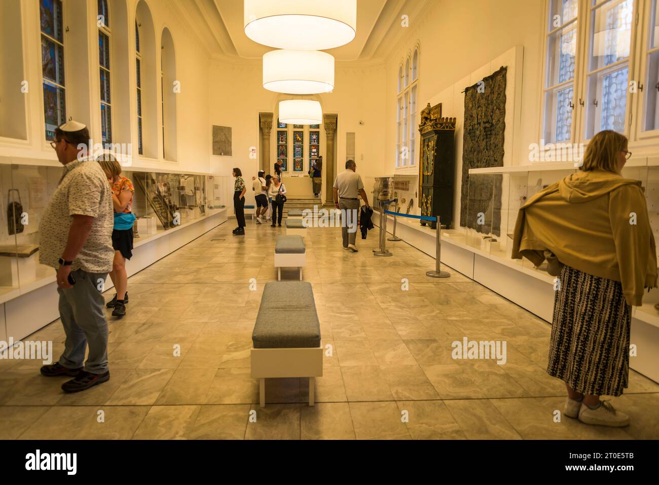 Jewish Museum and Archive at the Dohány Street Synagogue, second ...