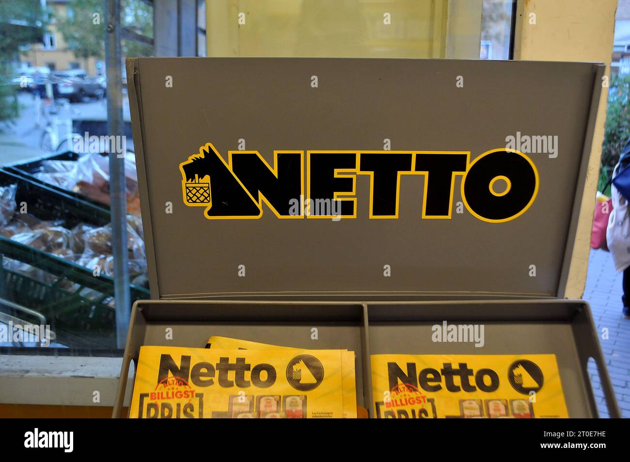 Nettos food market hi-res stock photography and images - Alamy