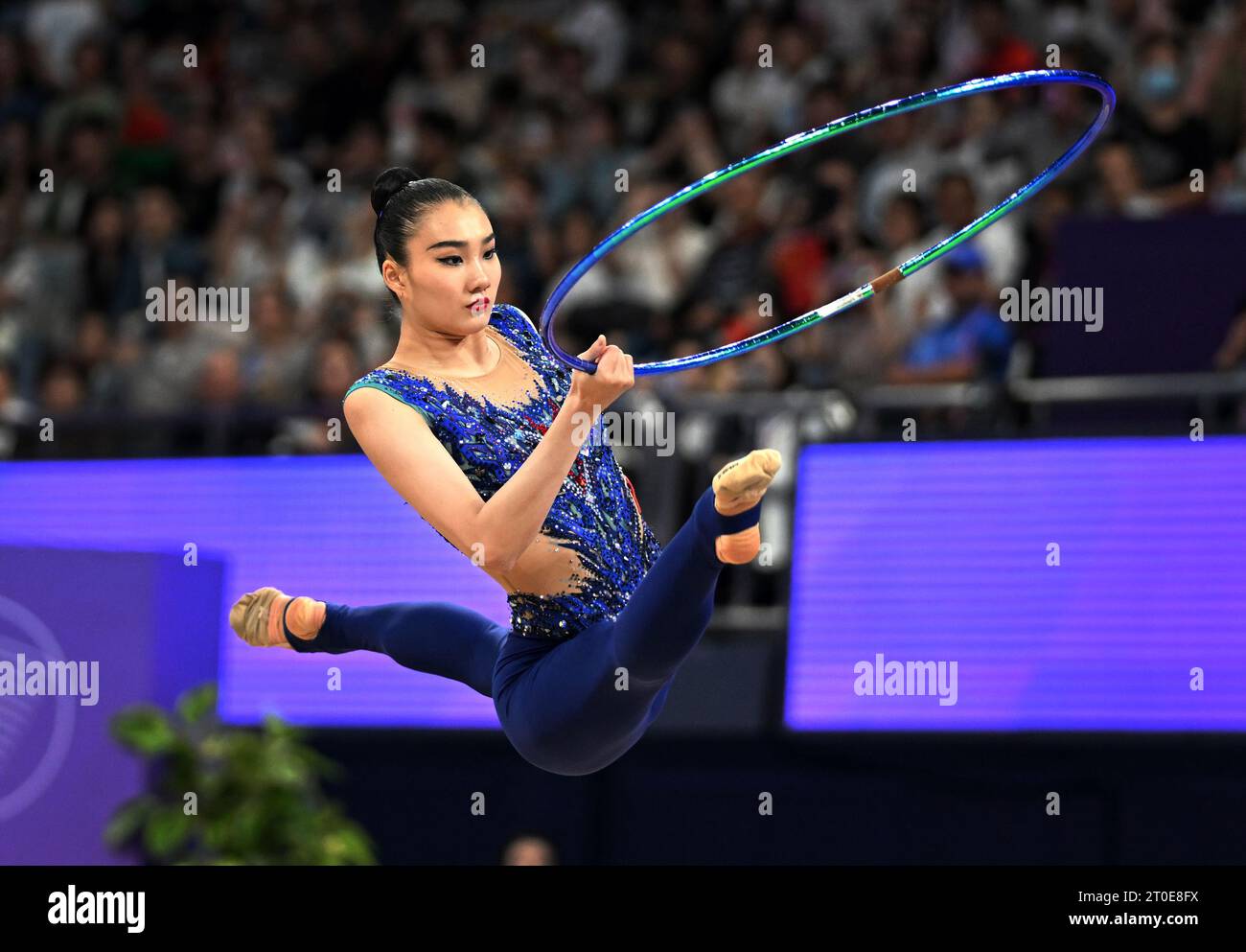 Hangzhou, China's Zhejiang Province. 6th Oct, 2023. Li Huilin of China ...