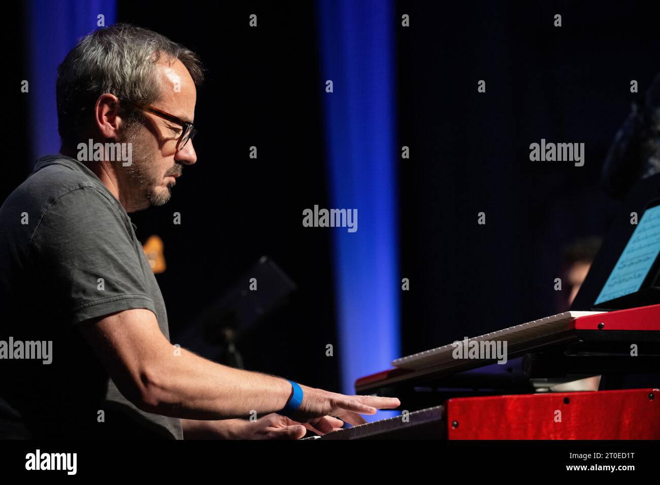 Incognito jazz hi-res stock photography and images - Alamy