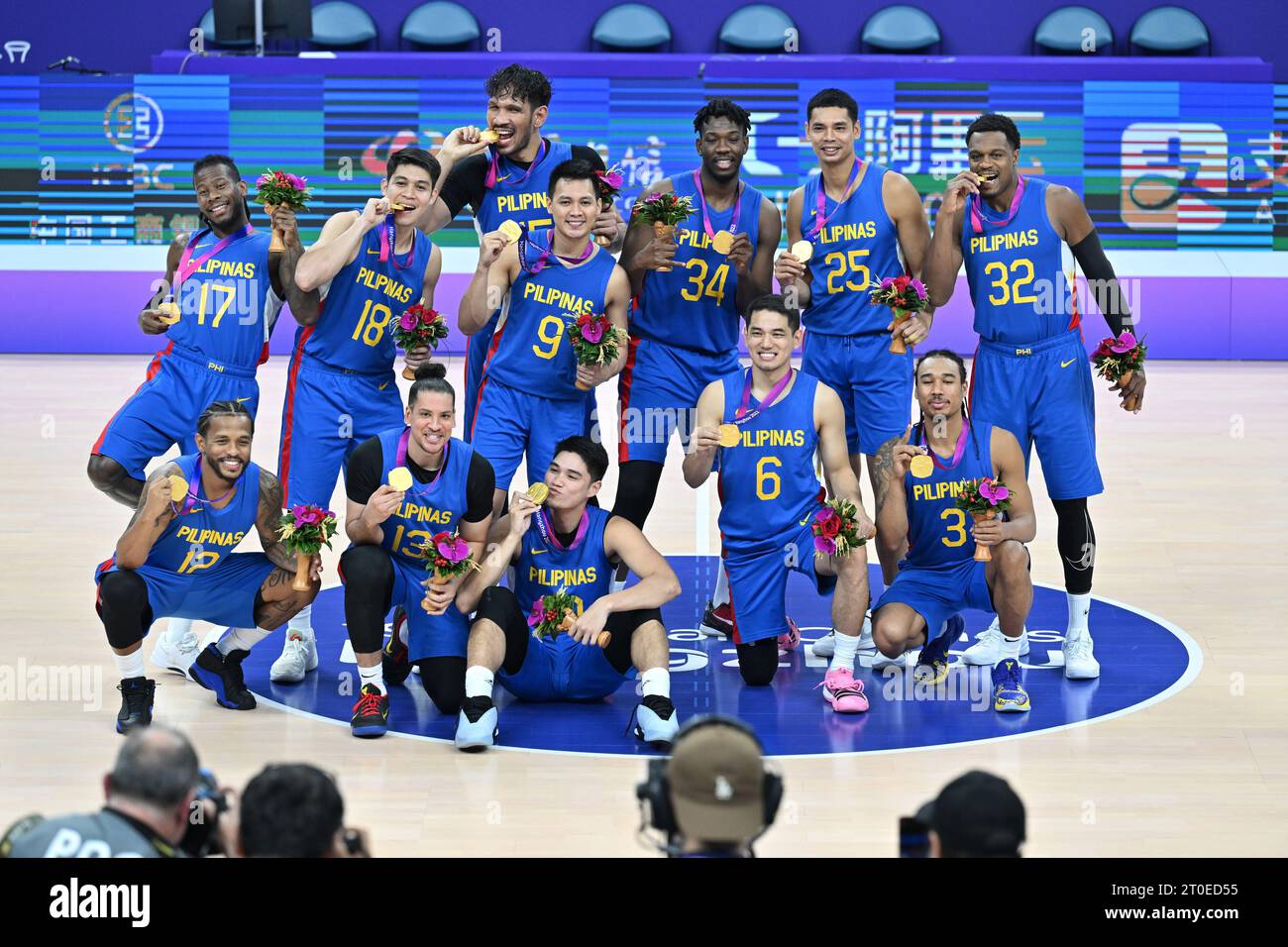 Hangzhou, China's Zhejiang Province. 6th Oct, 2023. Players of ...