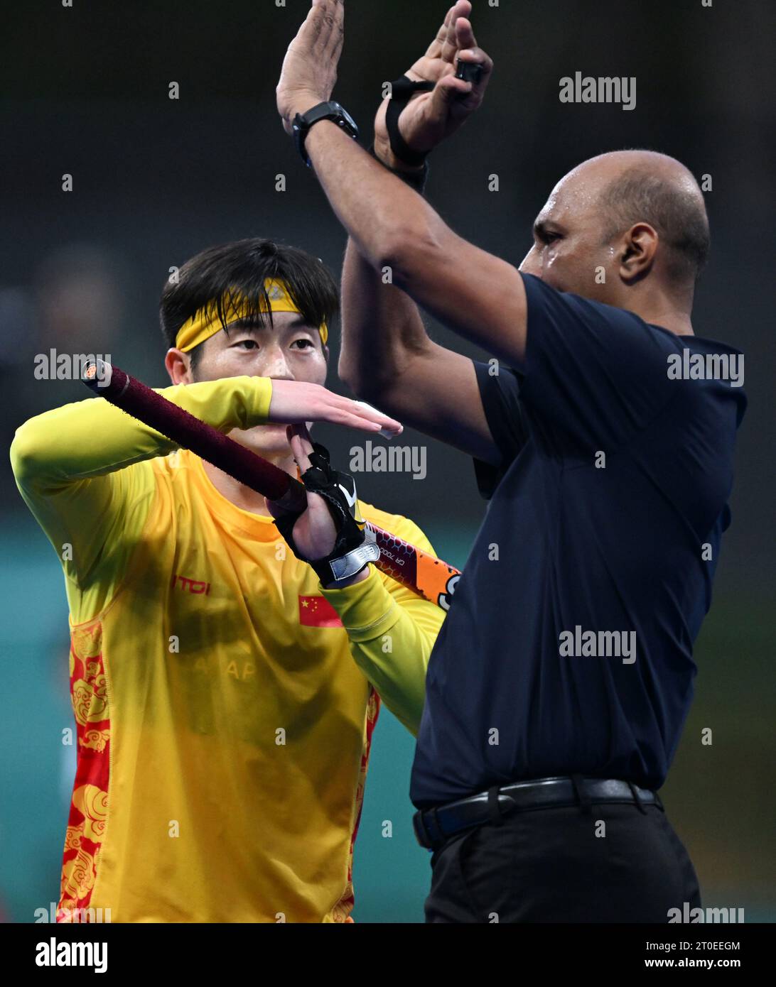 Hangzhou, China's Zhejiang Province. 6th Oct, 2023. Meng Lei (yellow ...