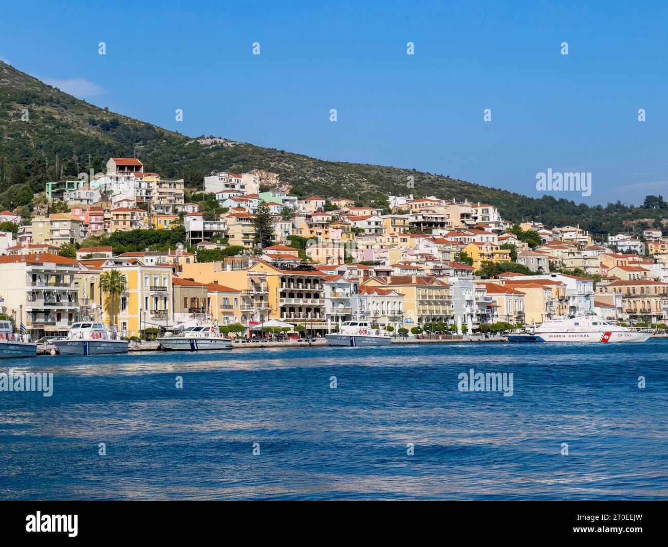 Samos town centre hi-res stock photography and images - Alamy