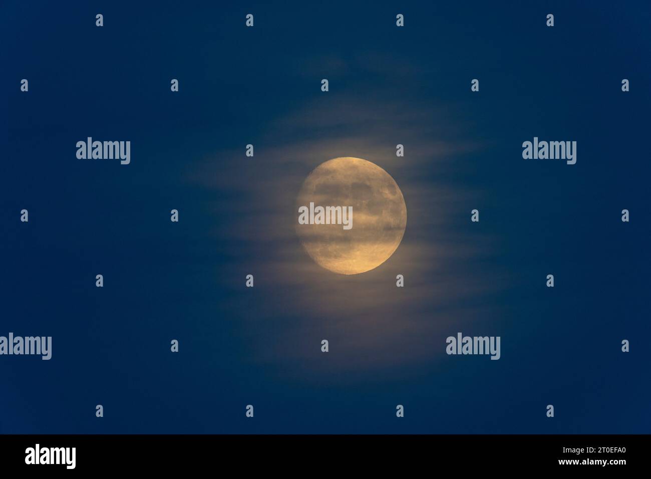 Waxing moon hi-res stock photography and images - Alamy