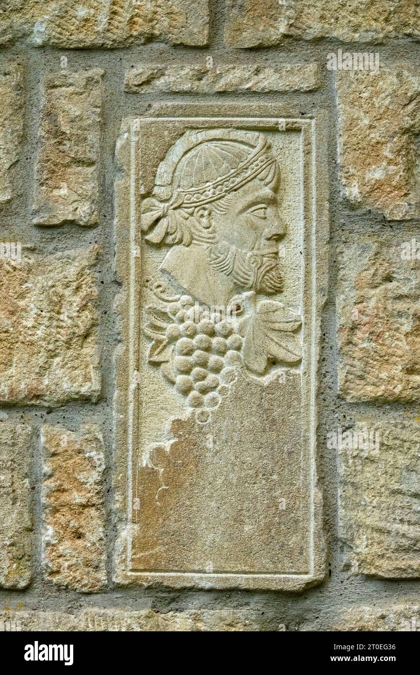 The Fuussebau (foxhole) on the hiking trail Mantenacher Fiels ...