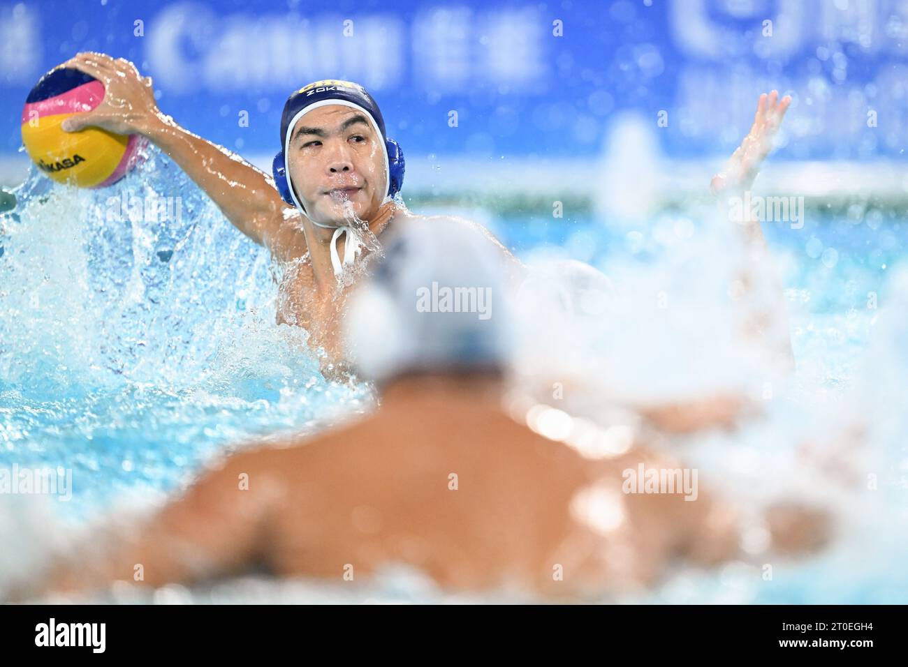 Hangzhou, China's Zhejiang Province. 6th Oct, 2023. Zhang Chufeng (L ...