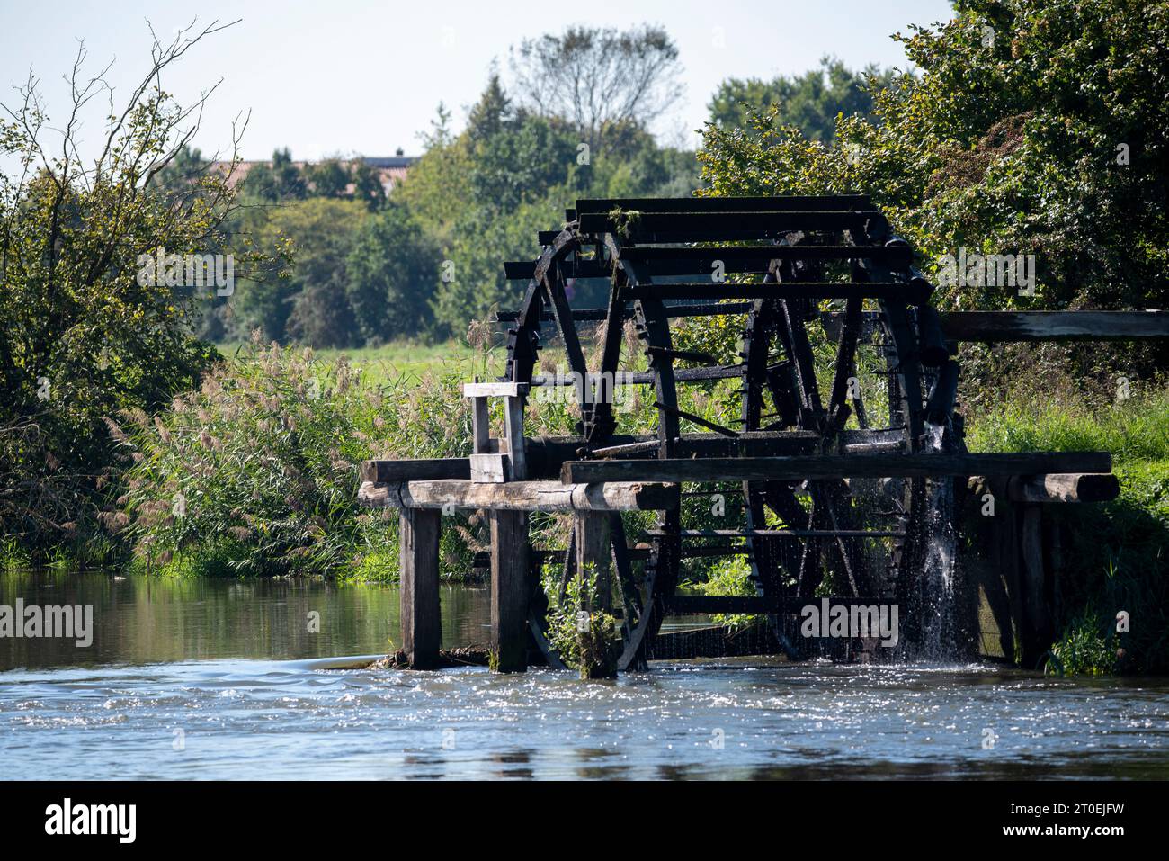 Historical water scoop wheel at the river Regnitz, Möhrendorf, Bavaria ...