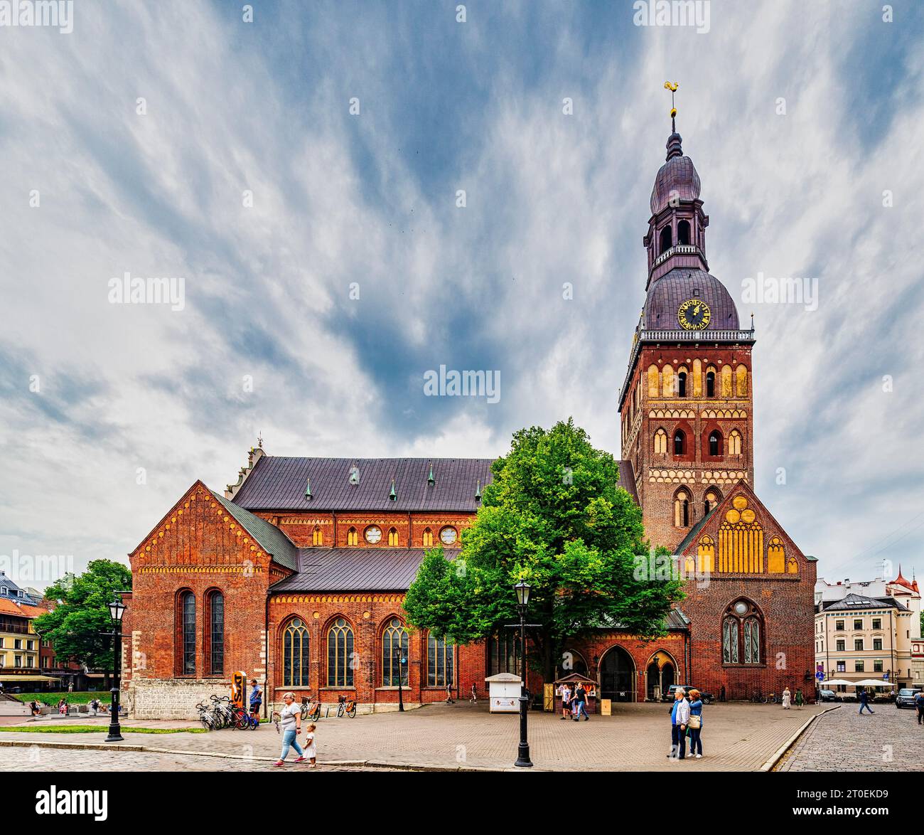 Riga cathedral hi-res stock photography and images - Alamy