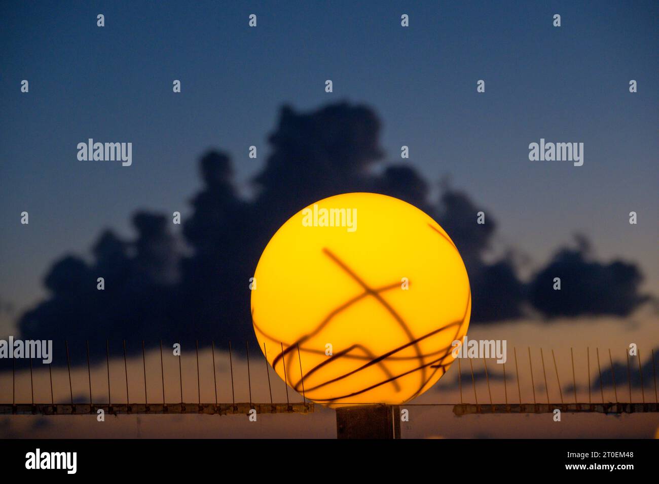 Globe lantern hi-res stock photography and images - Alamy