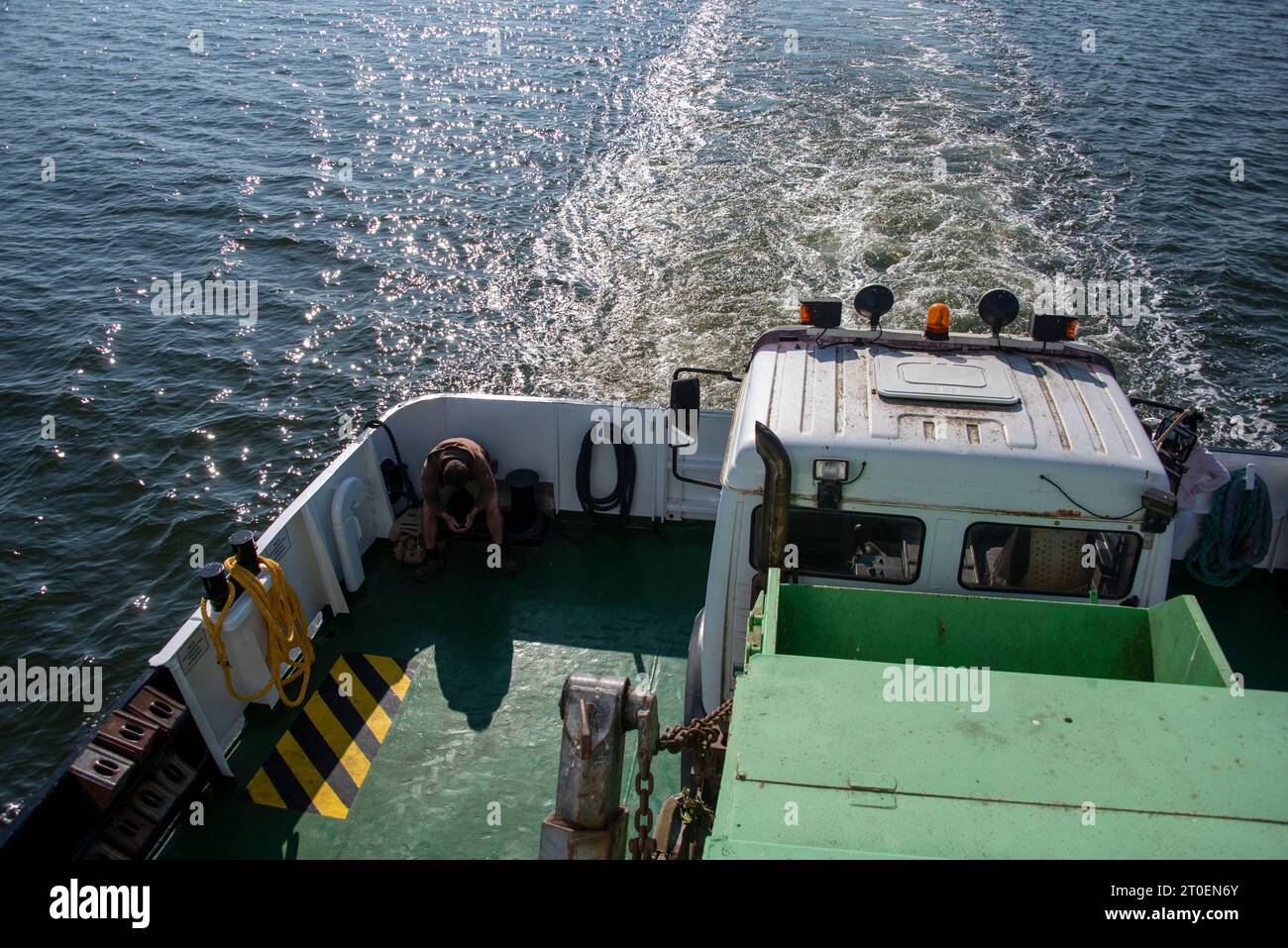Truck on ferry hi-res stock photography and images - Alamy