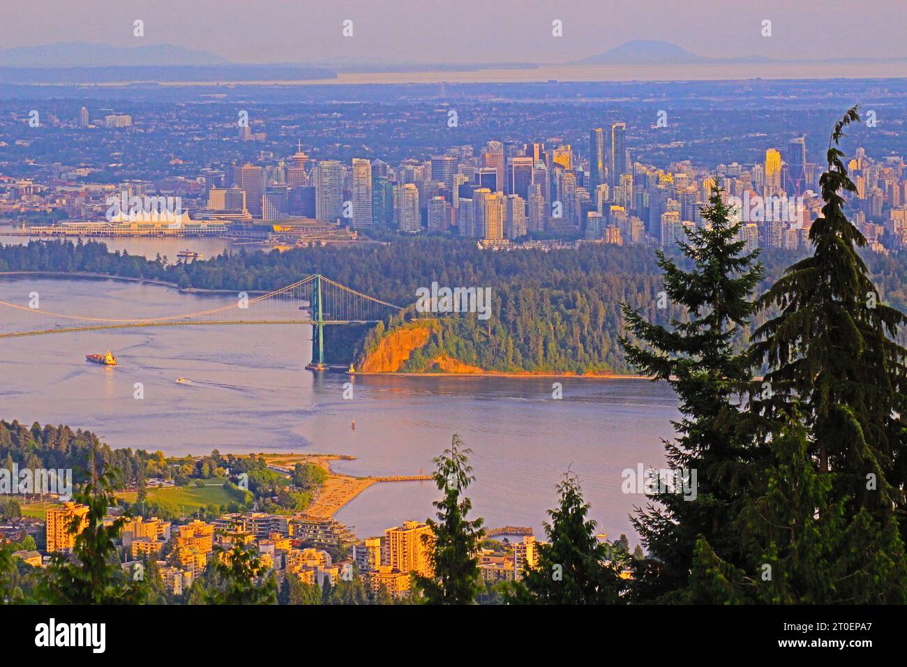 Viewpoint lookout hi-res stock photography and images - Alamy