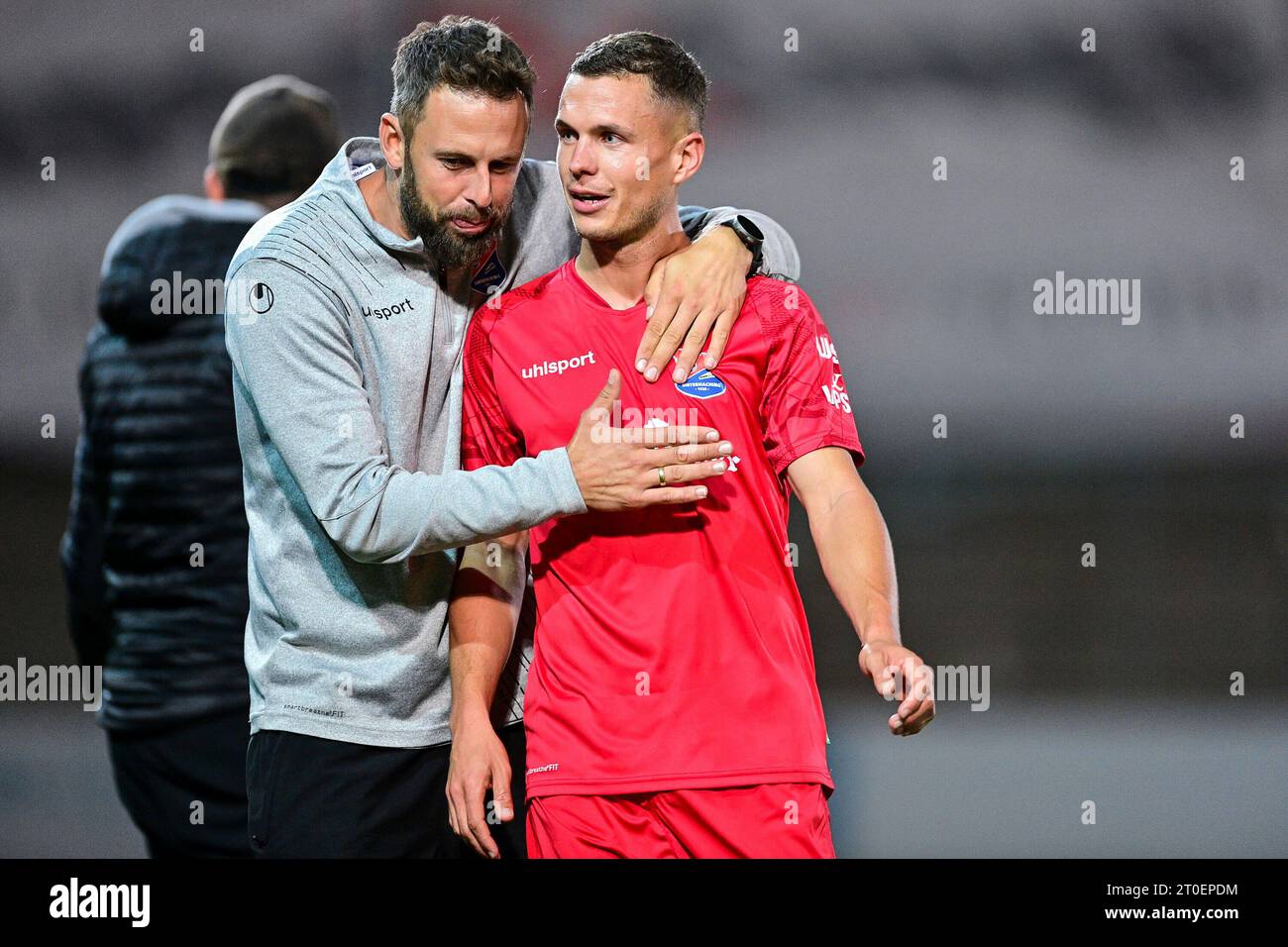 Unterhaching, Deutschland. 04th Oct, 2023. v.li.: Co-Trainer Marc ...