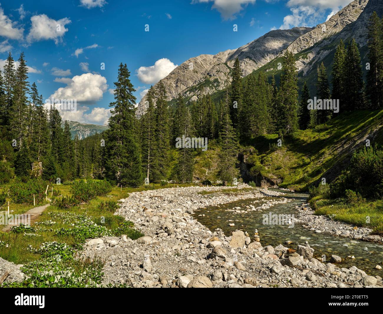 On the way along the Vorarlberg Lech in the Lechquellengebirge between ...