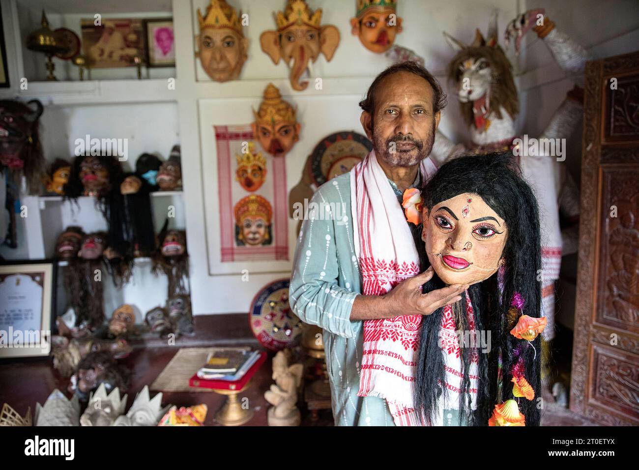 Traditional handicraft of assam hi-res stock photography and images - Alamy