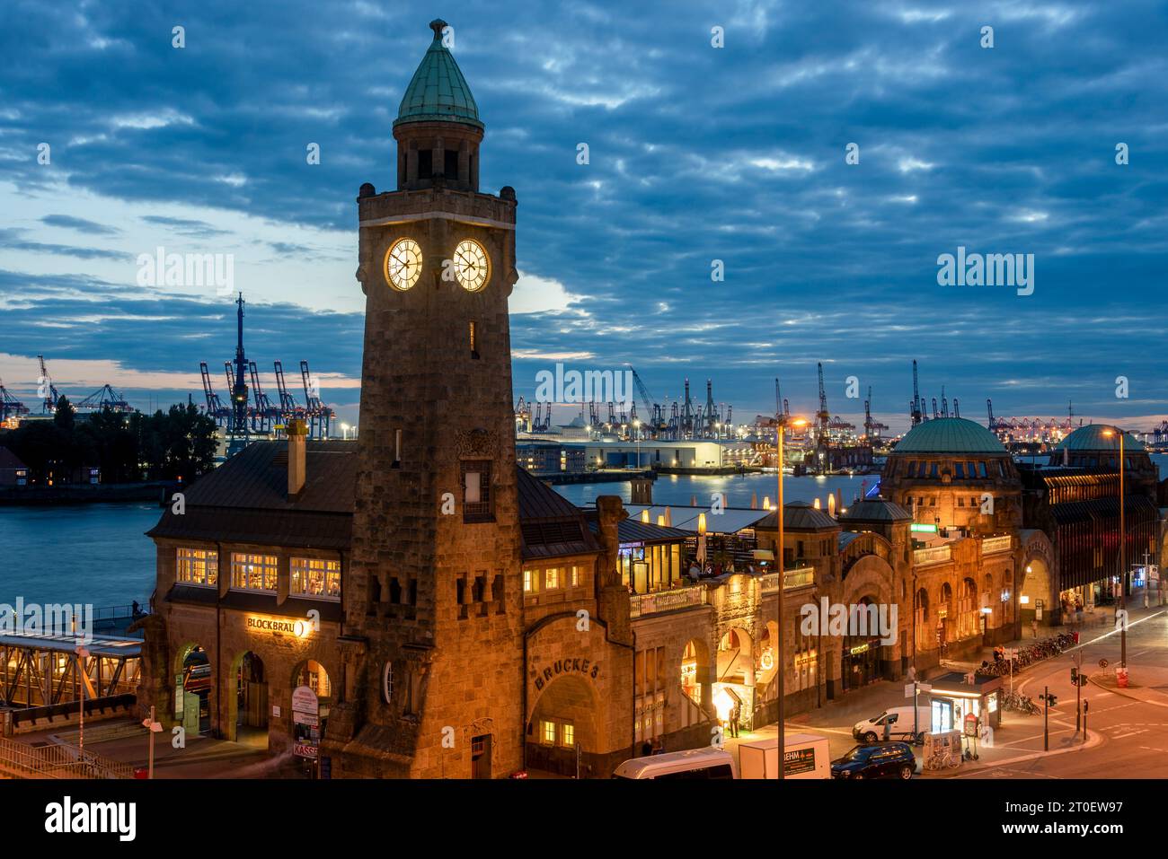 Water level tower, landing stages on the Elbe, Hamburg harbor, Hamburg ...