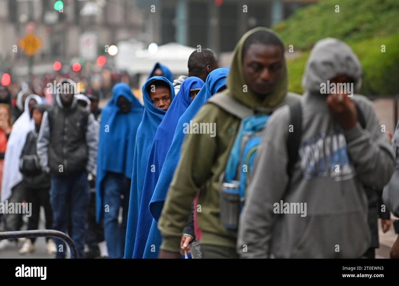 New York, New York, USA. 6th Oct, 2023. Migrants and asylum seekers ...