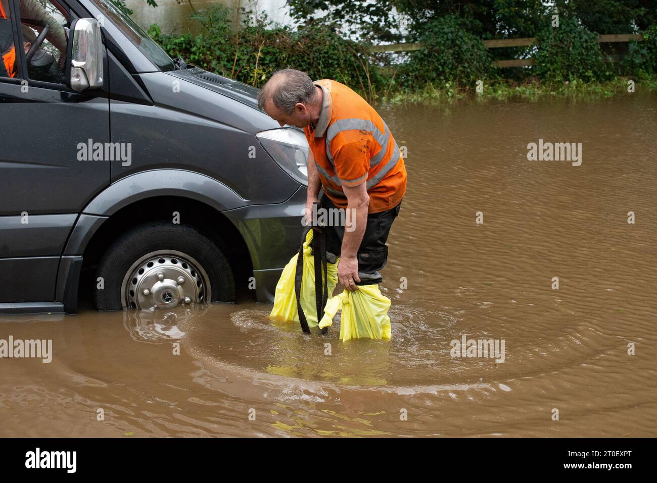 Flooding in uk hi-res stock photography and images - Alamy