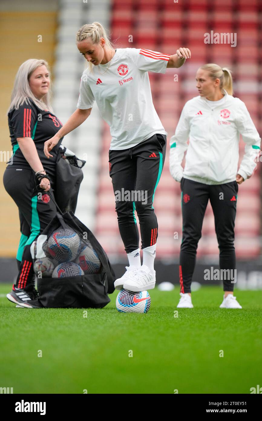 Millie Turner #21 of Manchester United balances on a football before ...