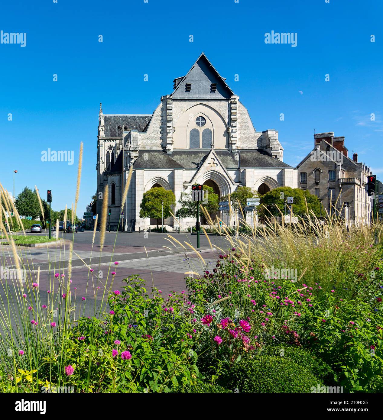Saint paterne hi-res stock photography and images - Alamy