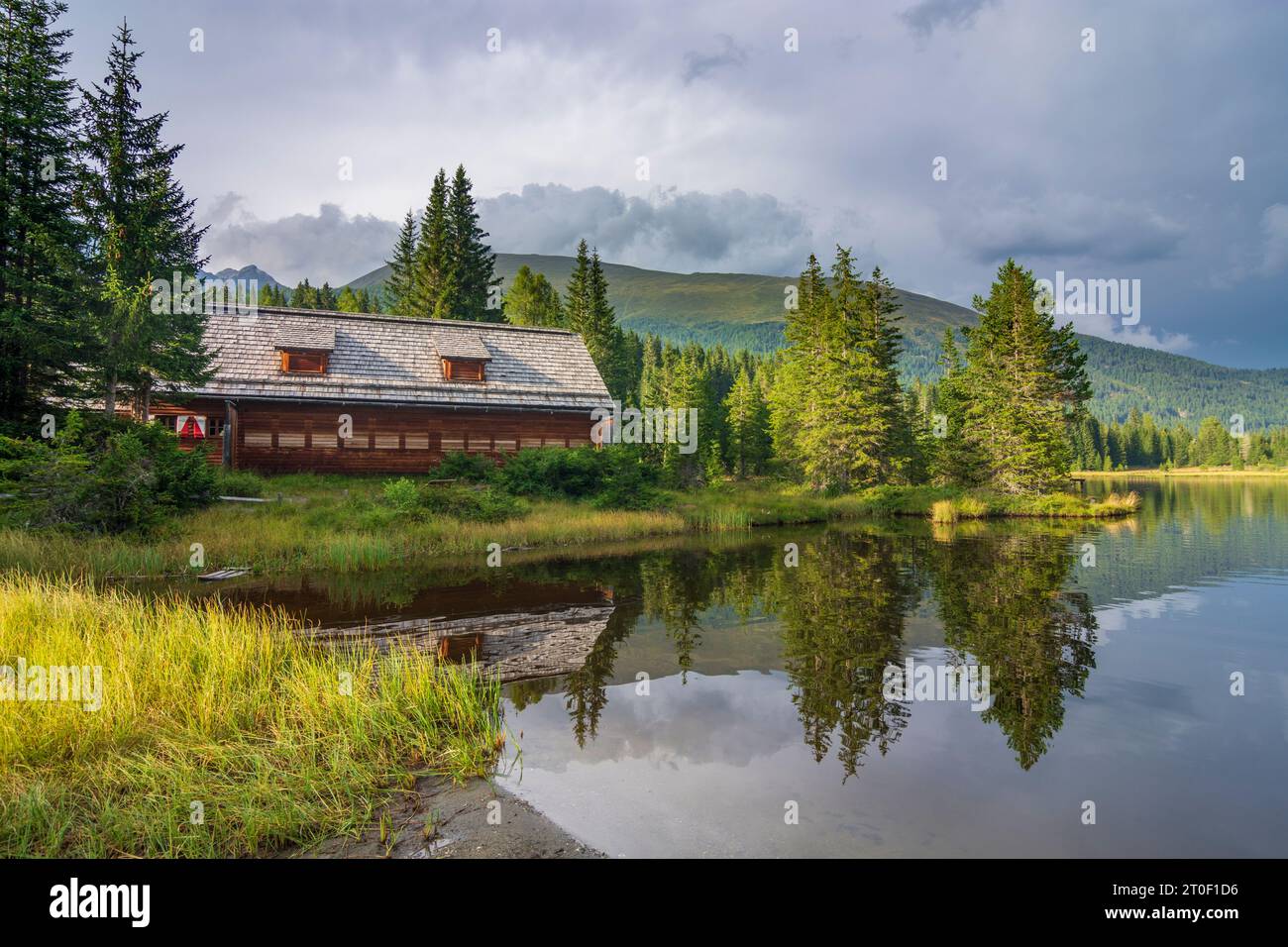 Windows closed in lungau hi-res stock photography and images - Alamy