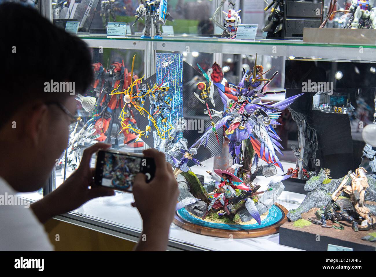 Bangkok, Thailand. 06th Oct, 2023. A visitor seen taking a photo of the ...