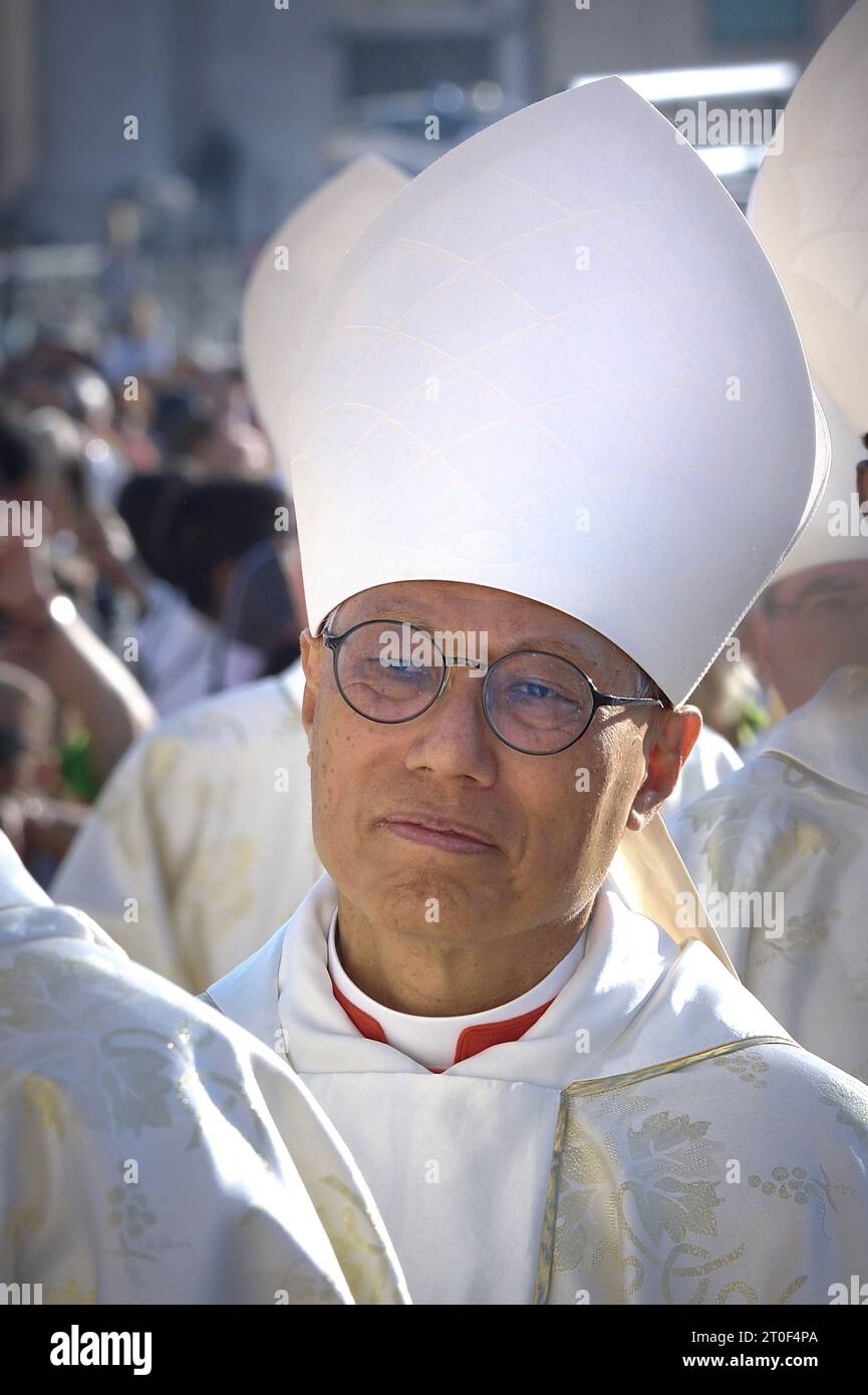 Stephen chow hi-res stock photography and images - Alamy