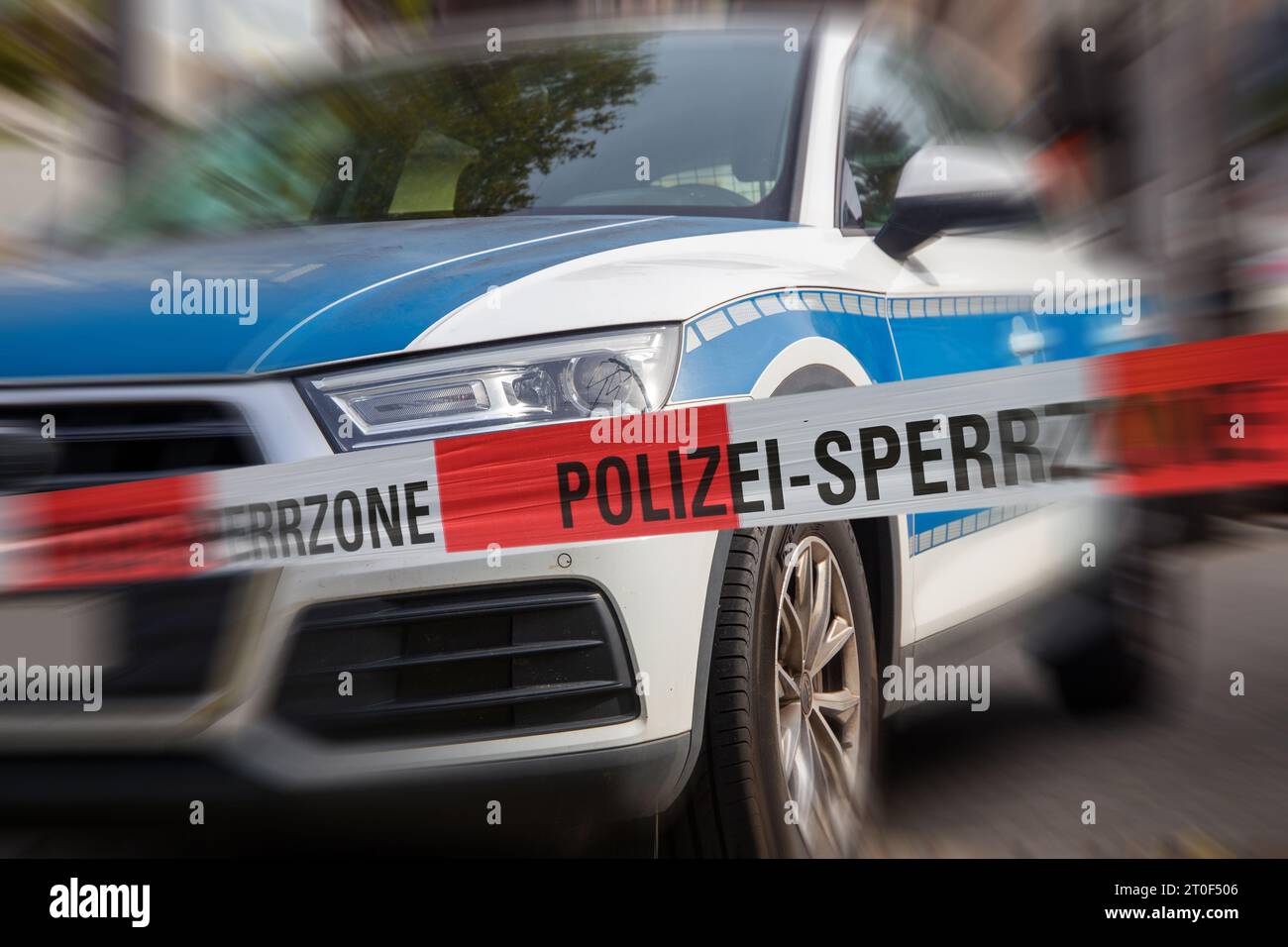 Crime police car cordon hi-res stock photography and images - Alamy