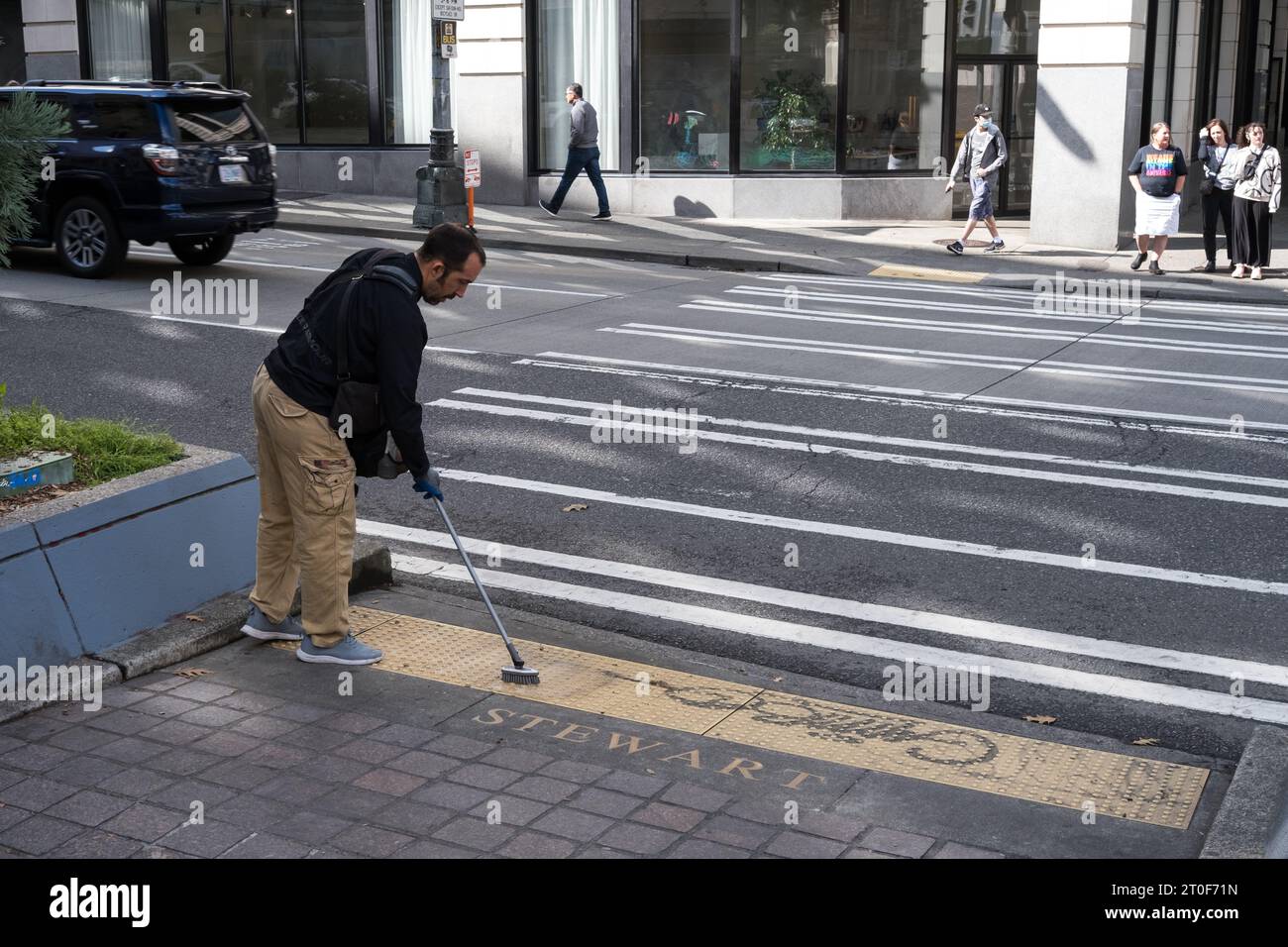 Seattle, USA. 20th Sep, 2023. Graffiti clean up in Westlake Stock Photo ...