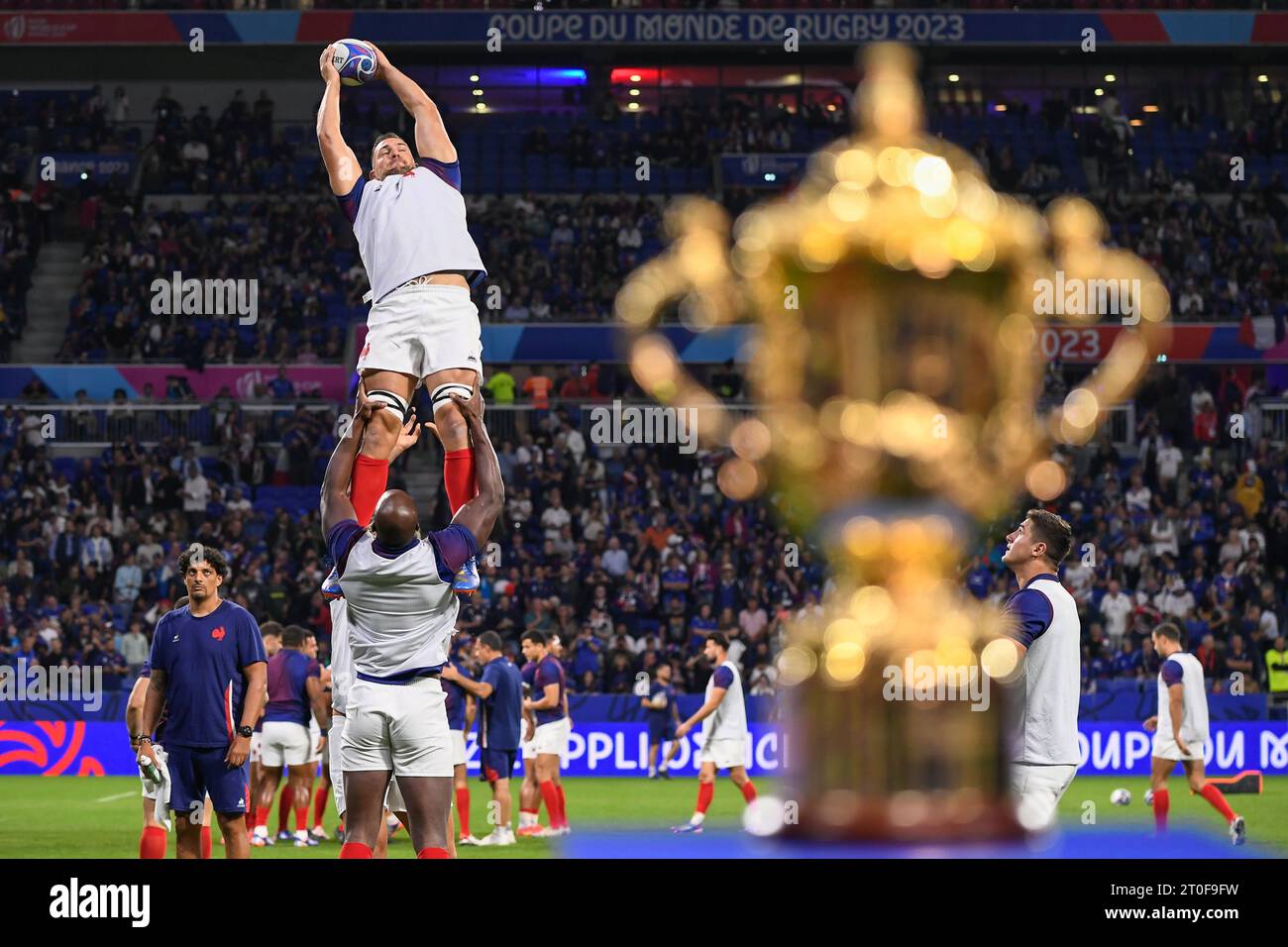 Rugby world cup trophy 2023 hi-res stock photography and images - Alamy