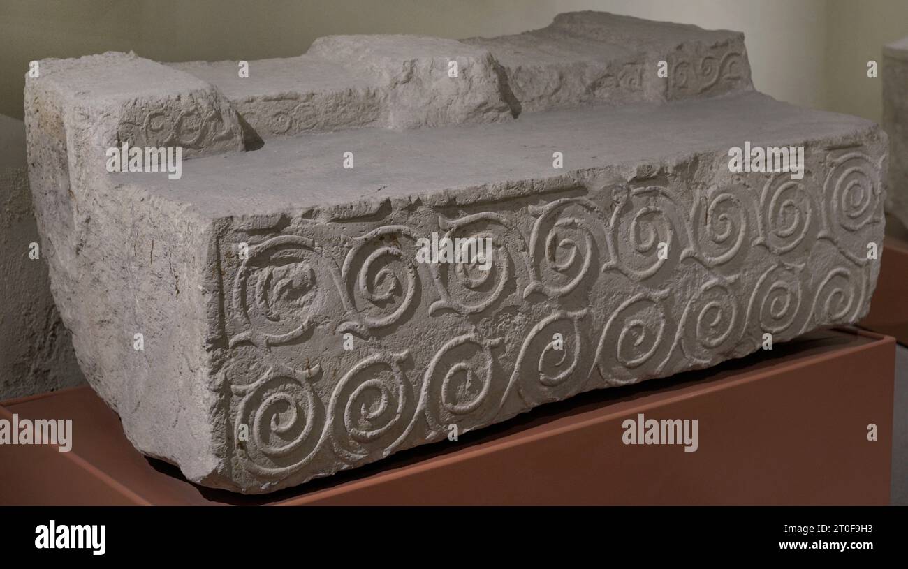 Neolithic Period. Temple Period (3600 to 2500 BC). Tarxien Temple ...