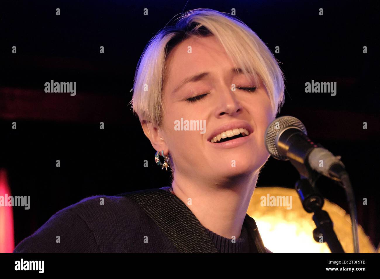 01.10.2023 xkhx Kassel, Theaterstübchen Konzert Sängerin Sarah Reema ...