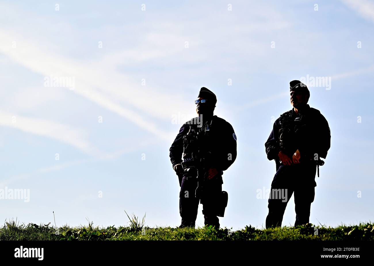 Police kayak hi-res stock photography and images - Alamy