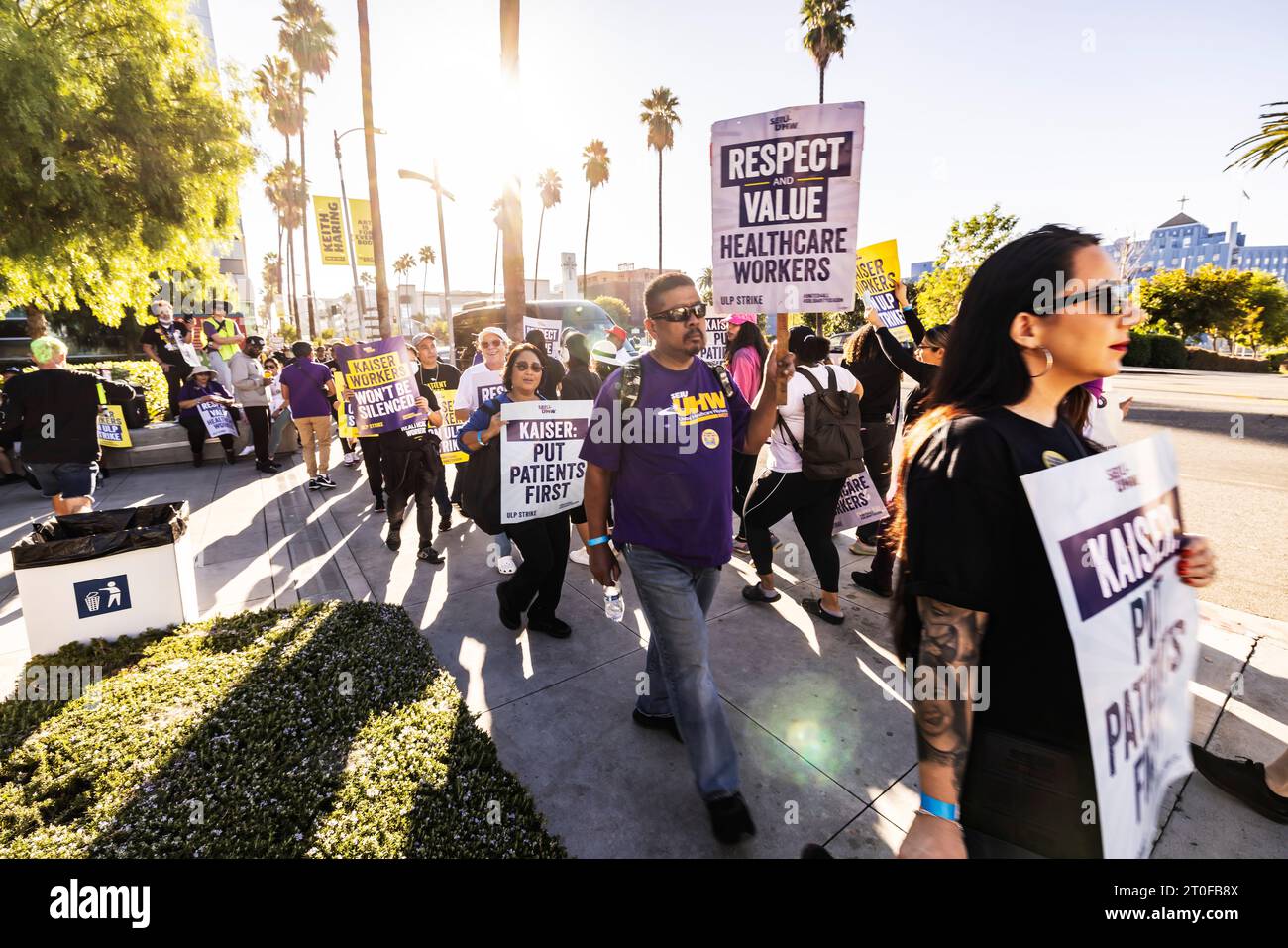 Los Angeles, USA. 06th Oct, 2023. 75000 unionized SEIU-UHW workers went ...