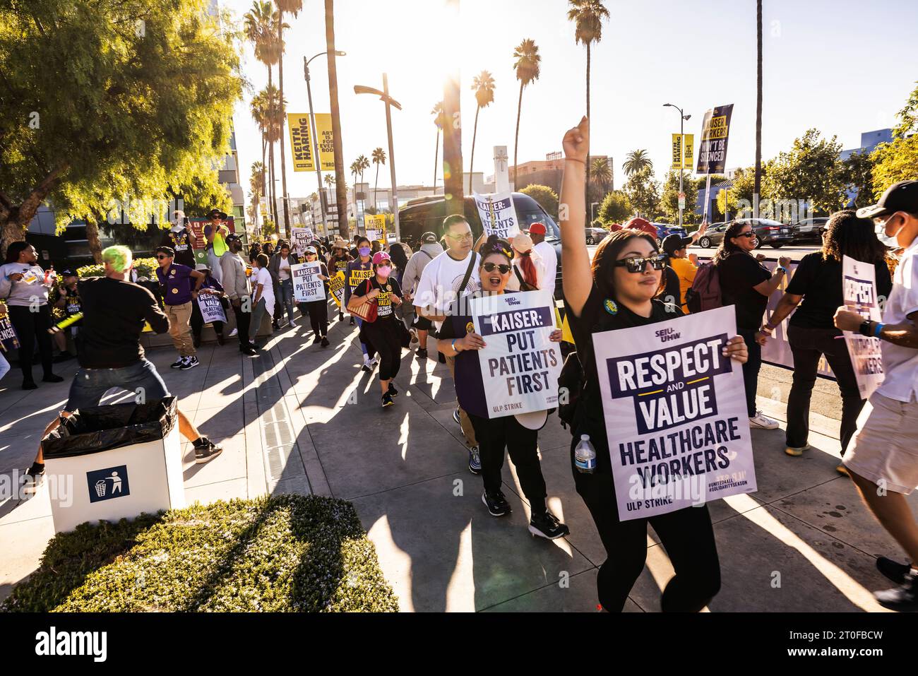 Los Angeles, USA. 06th Oct, 2023. 75000 unionized SEIU-UHW workers went ...