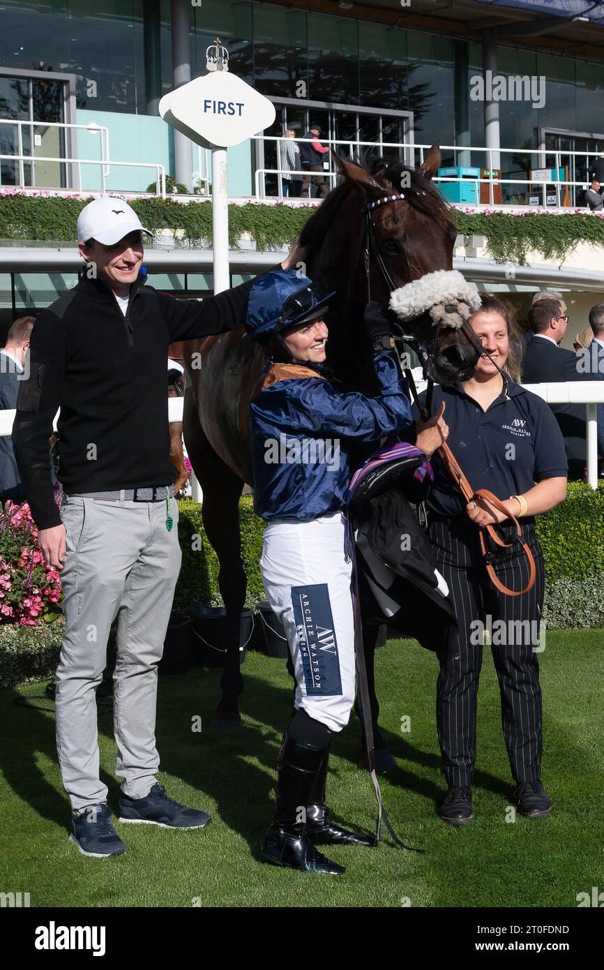 Amateur flat jockey hi-res stock photography and images - Alamy