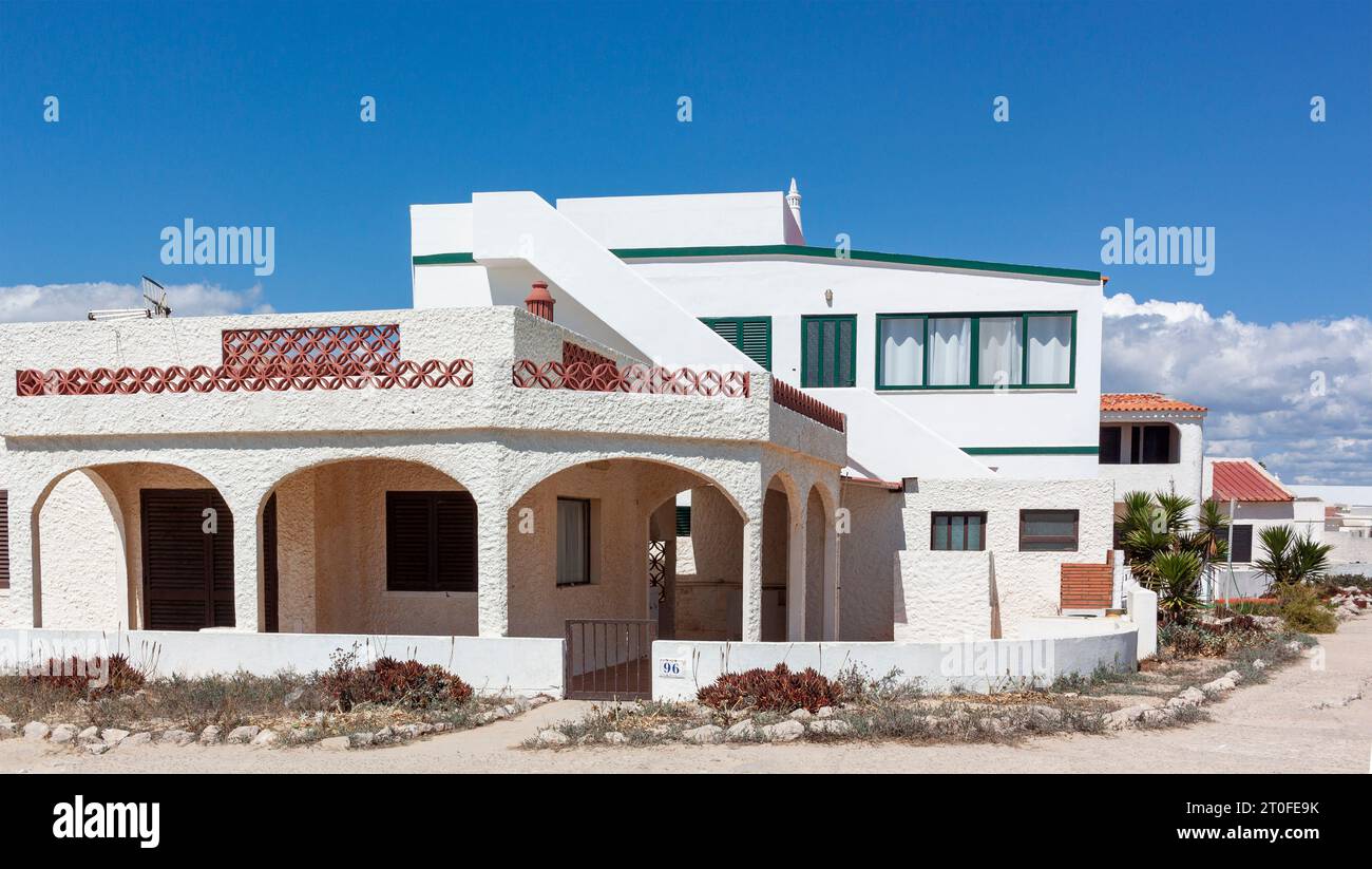 Beautiful big white Portuguese house on Farol island in Faro District ...