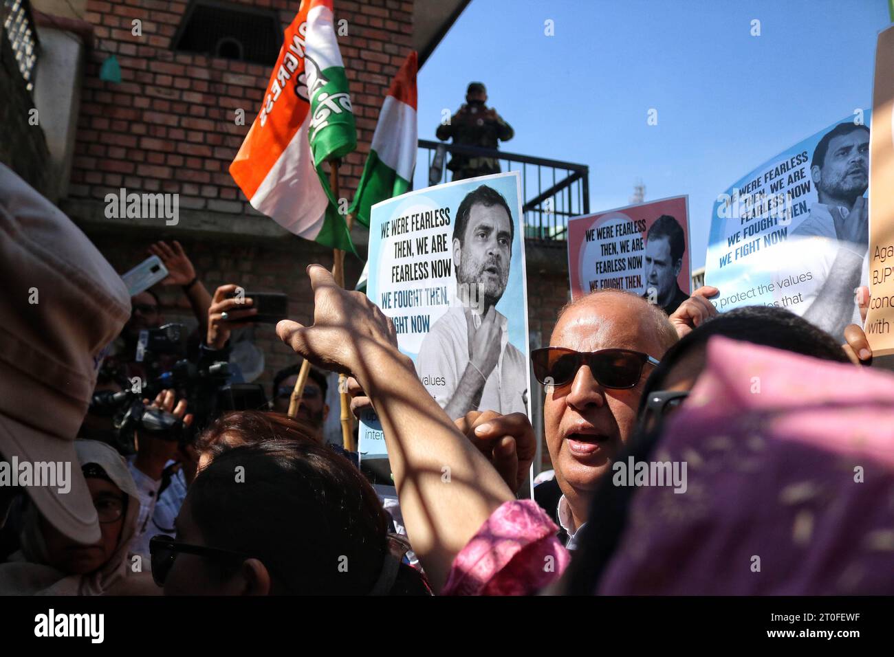 Members of bharatiya janata party hi-res stock photography and images ...