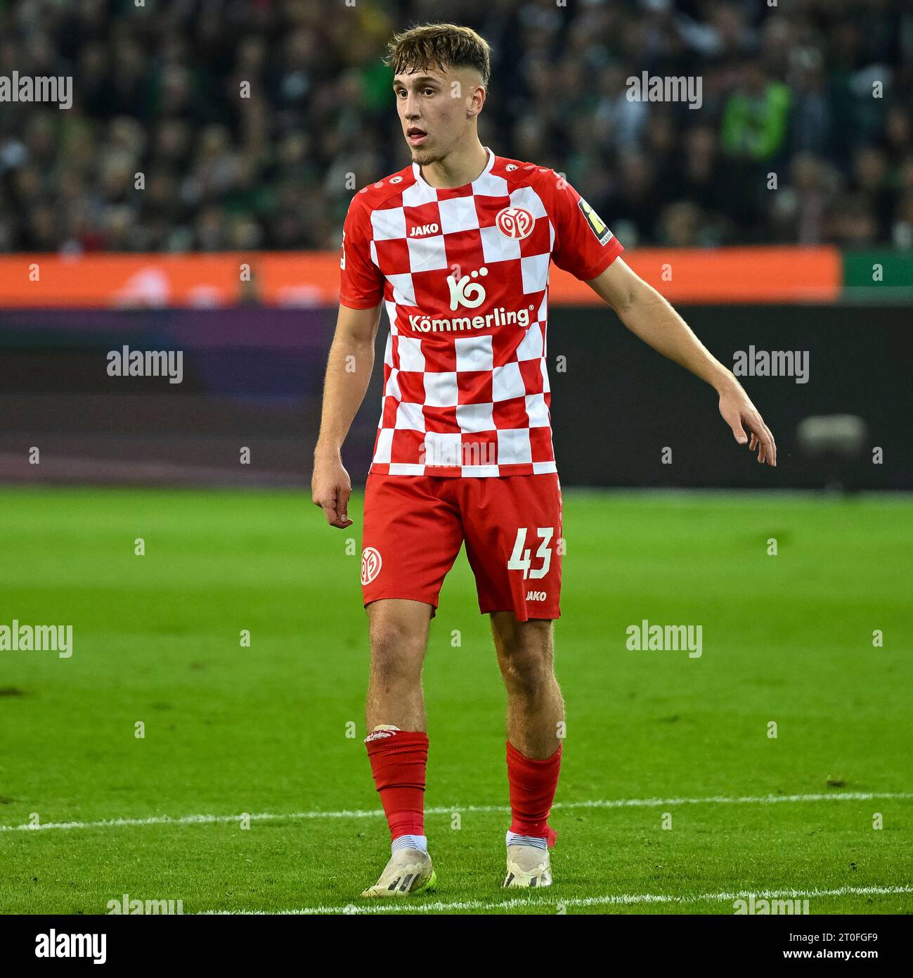 Nachdem Brajan Gruda (1. FSV Mainz 05, #43) das Tor zum 1:1 erzielt hat ...