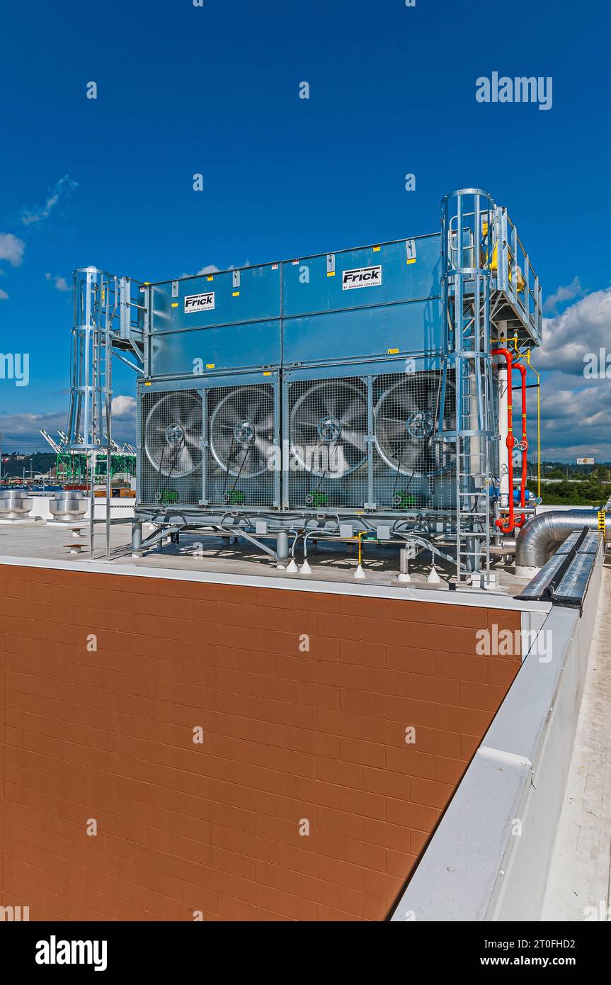 Refrigeration piping systems hi-res stock photography and images - Alamy