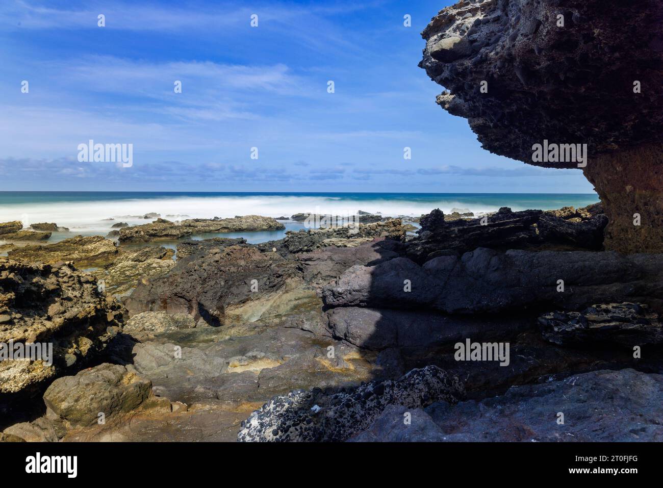 Kleiner felsiger strand hi-res stock photography and images - Alamy