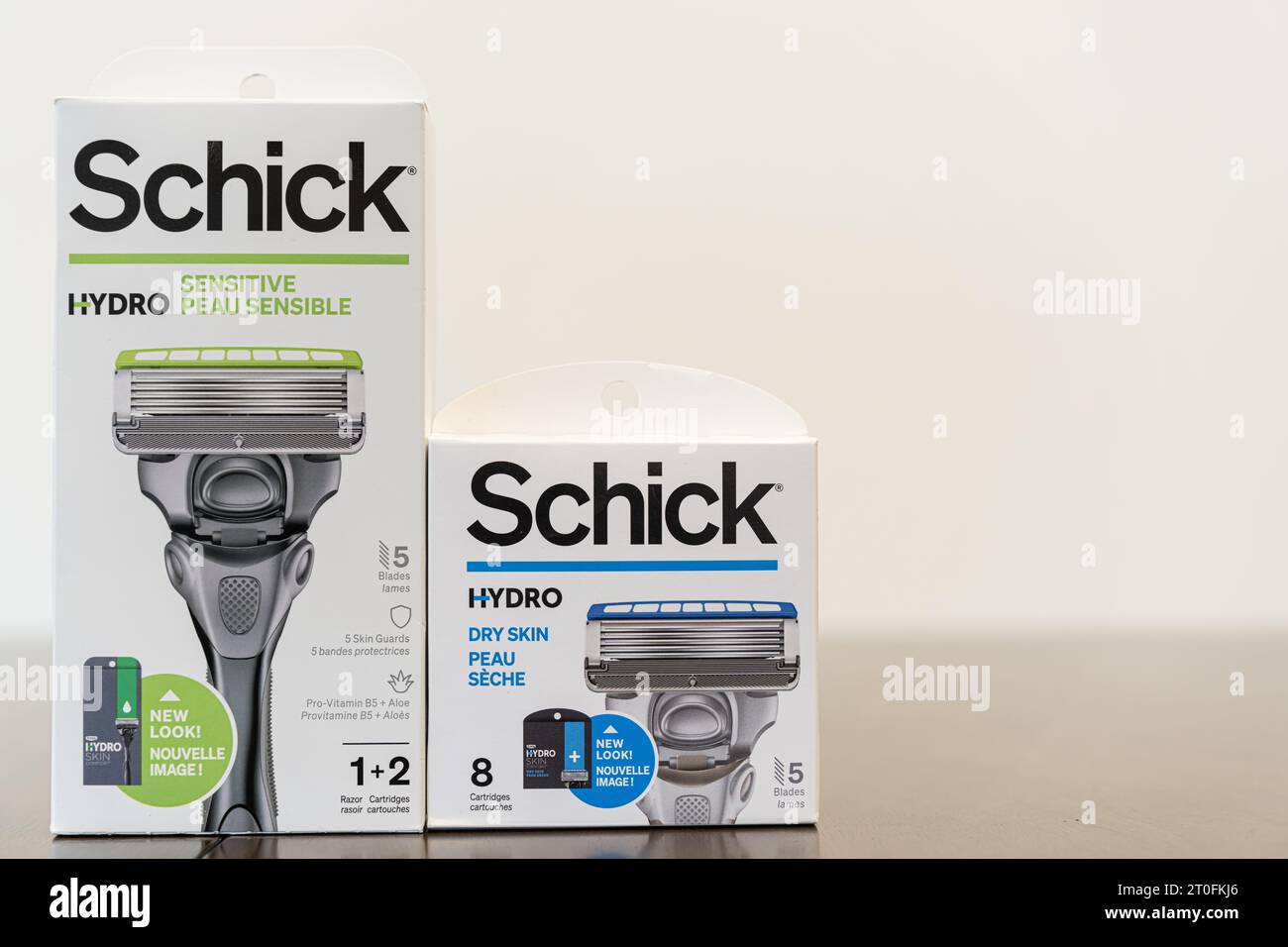 Packet of Schick Safety Razors and cartridges Stock Photo - Alamy