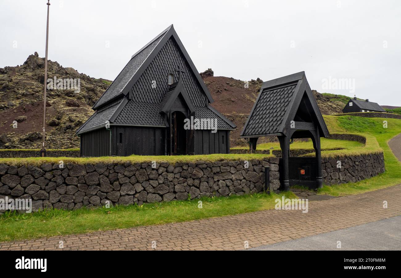 Double skinned church hi-res stock photography and images - Alamy