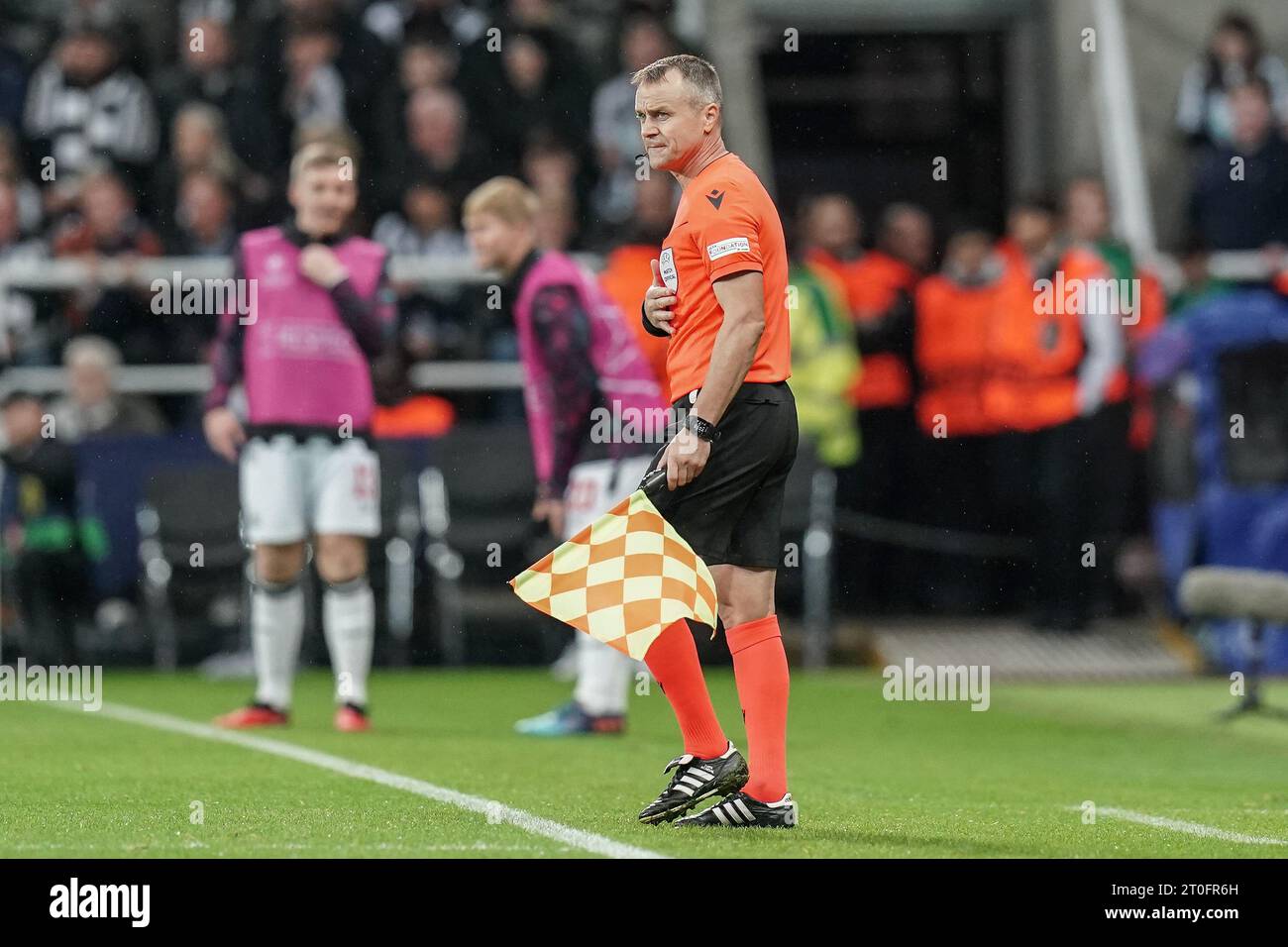 Newcastle, UK. 04th Oct, 2023. Assistant Referee Vasile Florin ...