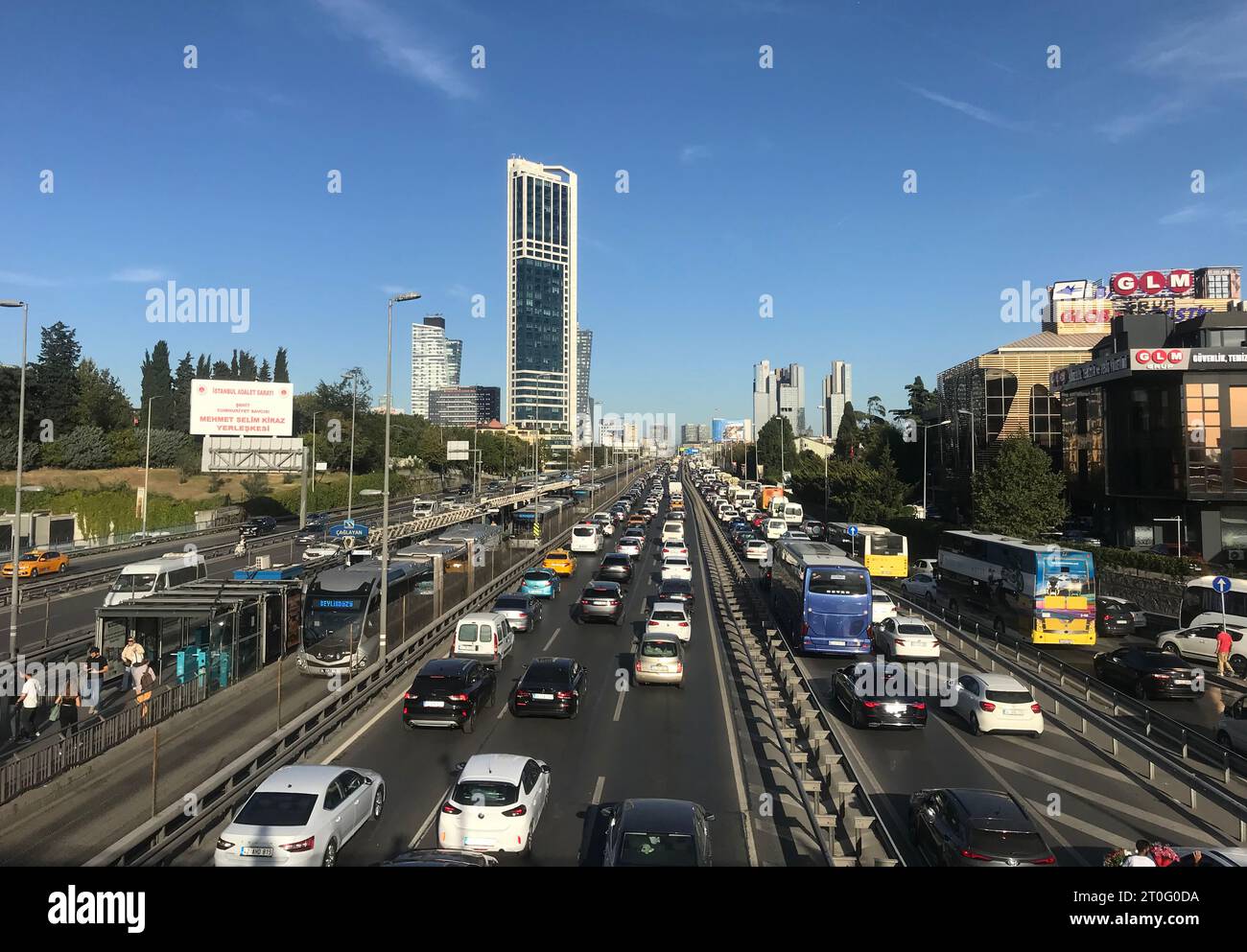 ISTANBUL, TURKEY - SEPTEMBER 20: Traffic at D-100 Highway at Istanbul ...