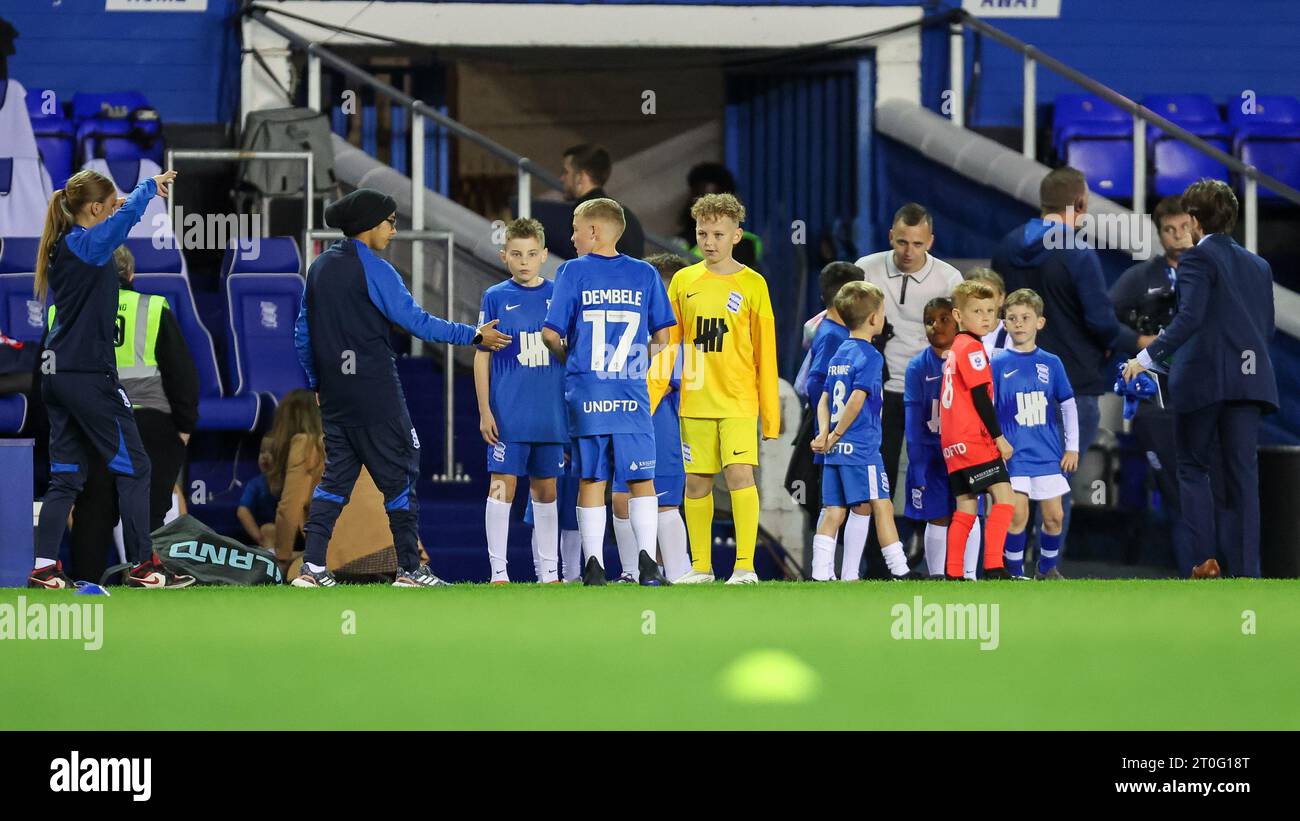 Efl mascots hi-res stock photography and images - Alamy