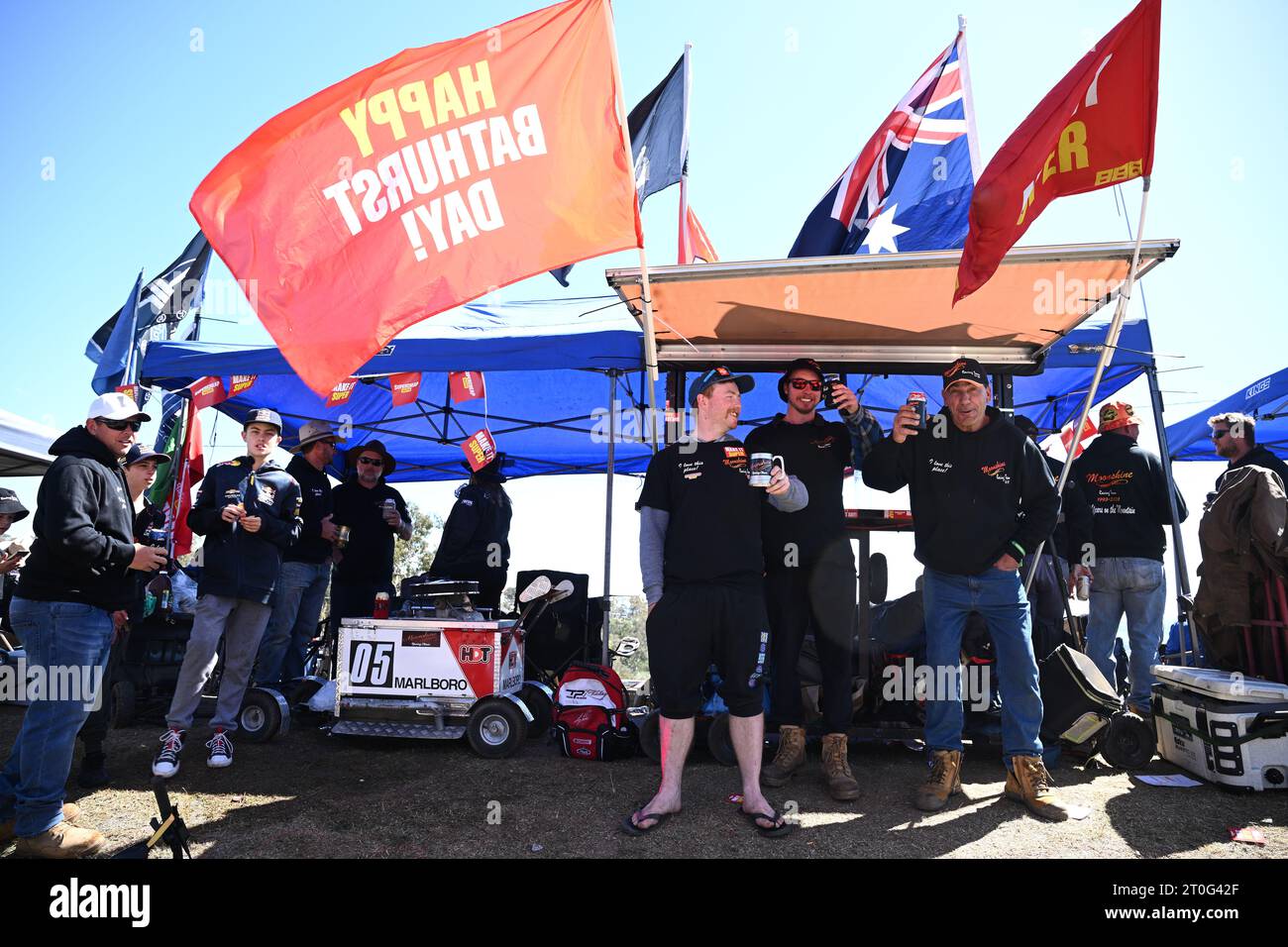 Bathurst, Australia. 07th Oct, 2023. Racegoers are seen during an ...