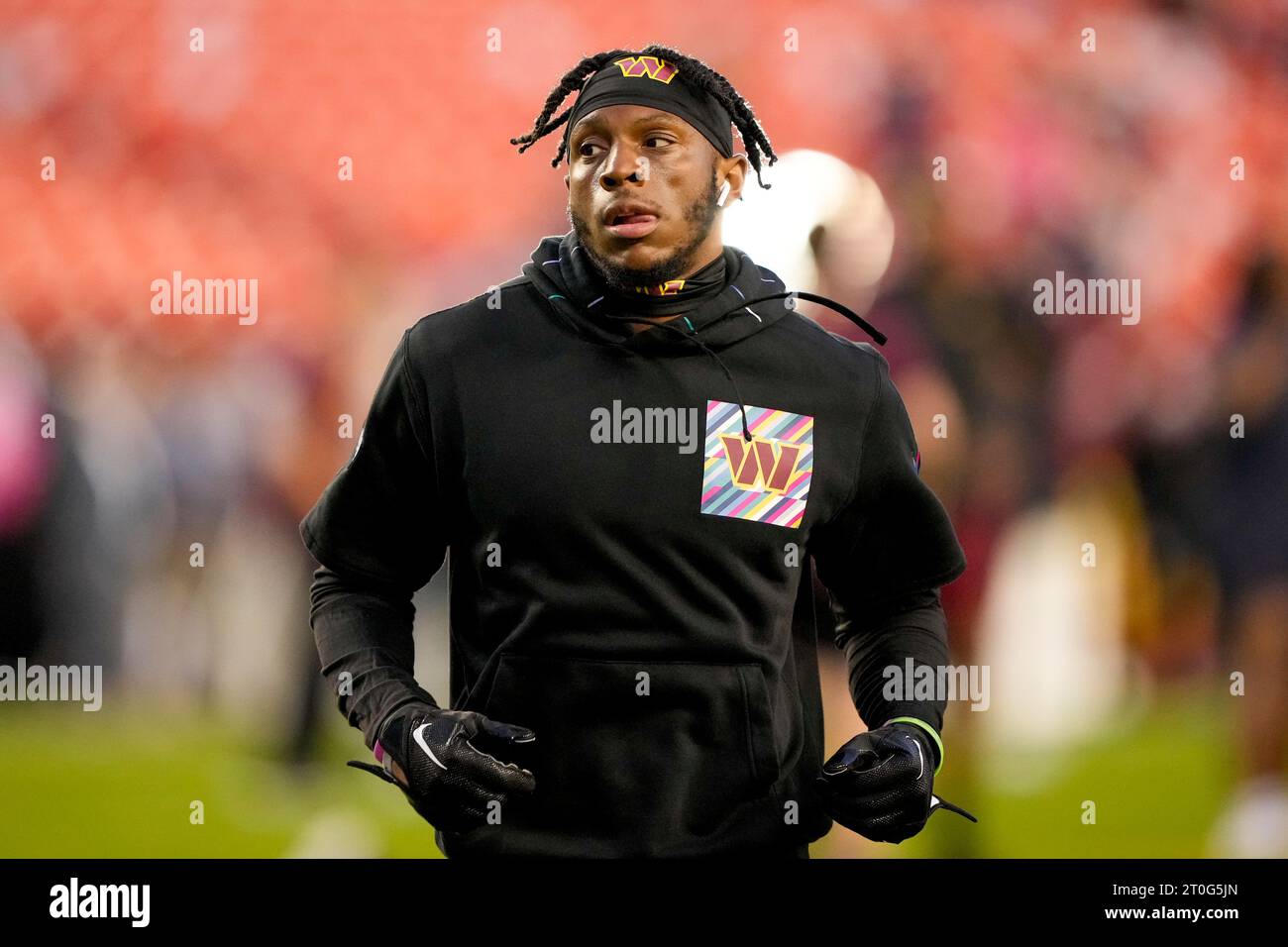 Washington Commanders wide receiver Dyami Brown warms up before an NFL ...