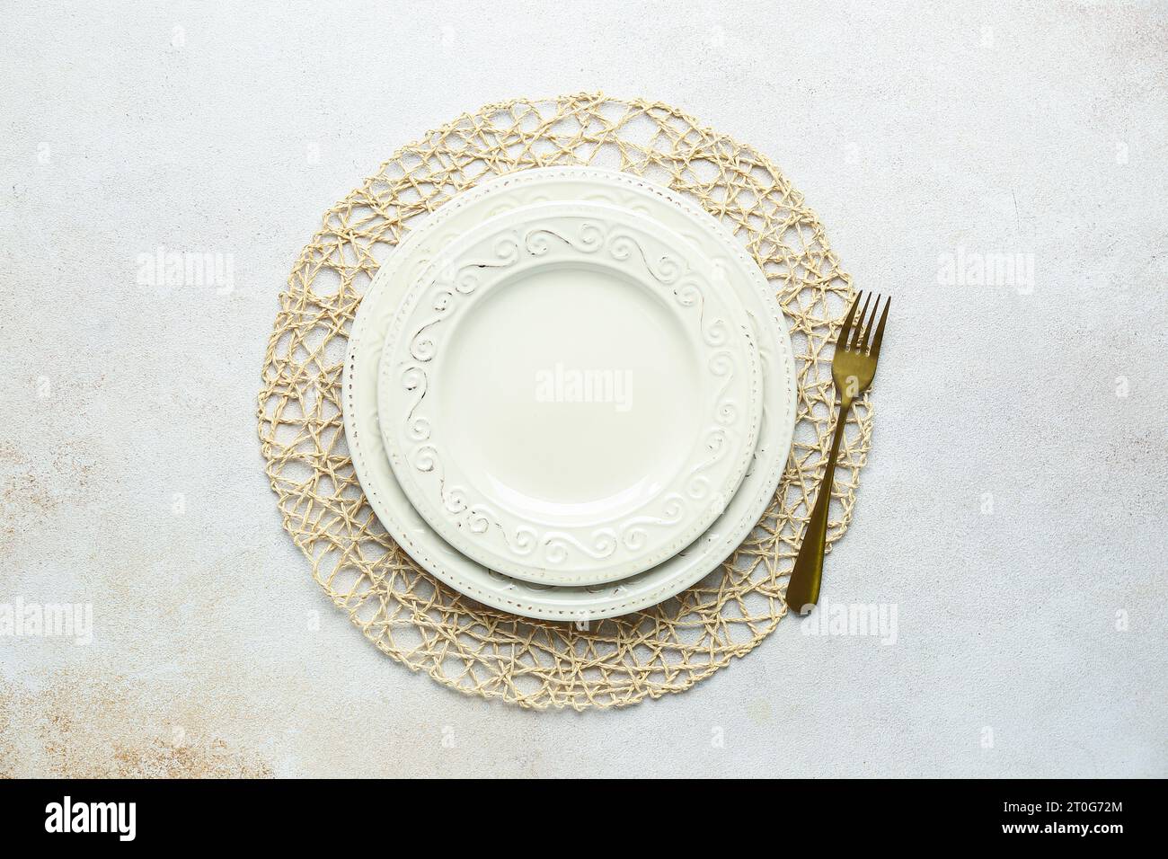 Place mat clean plates hi-res stock photography and images - Alamy